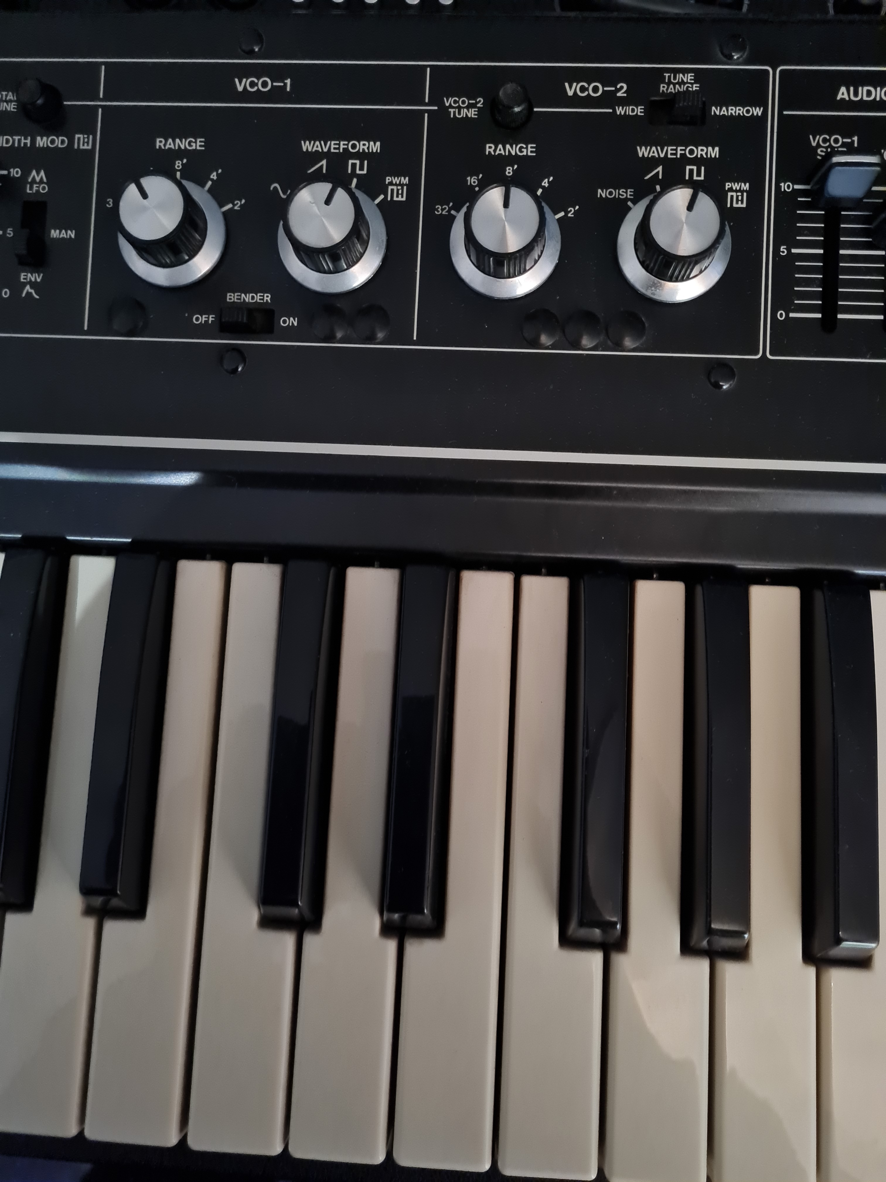 SH-2 - Roland SH-2 - Audiofanzine