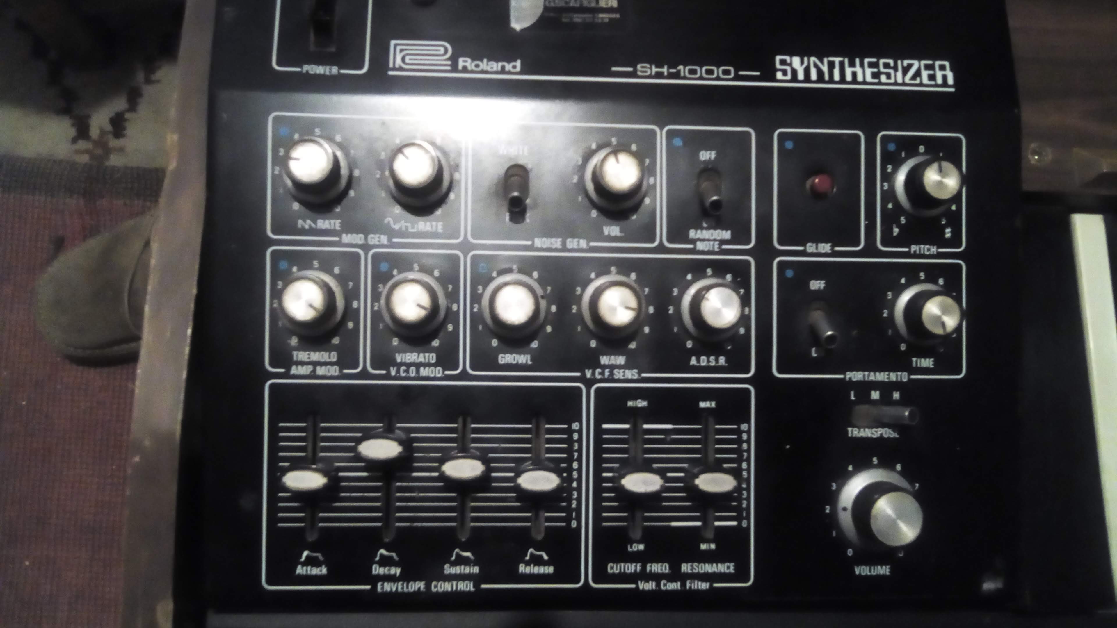 SH1000 - Roland SH1000 - Audiofanzine