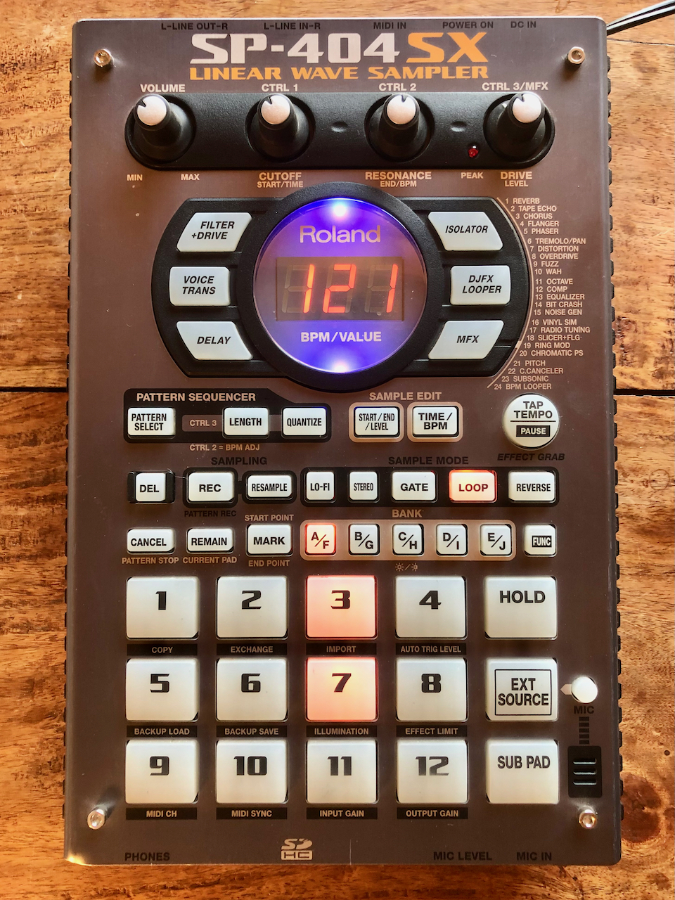 SP-404SX - Roland SP-404SX - Audiofanzine