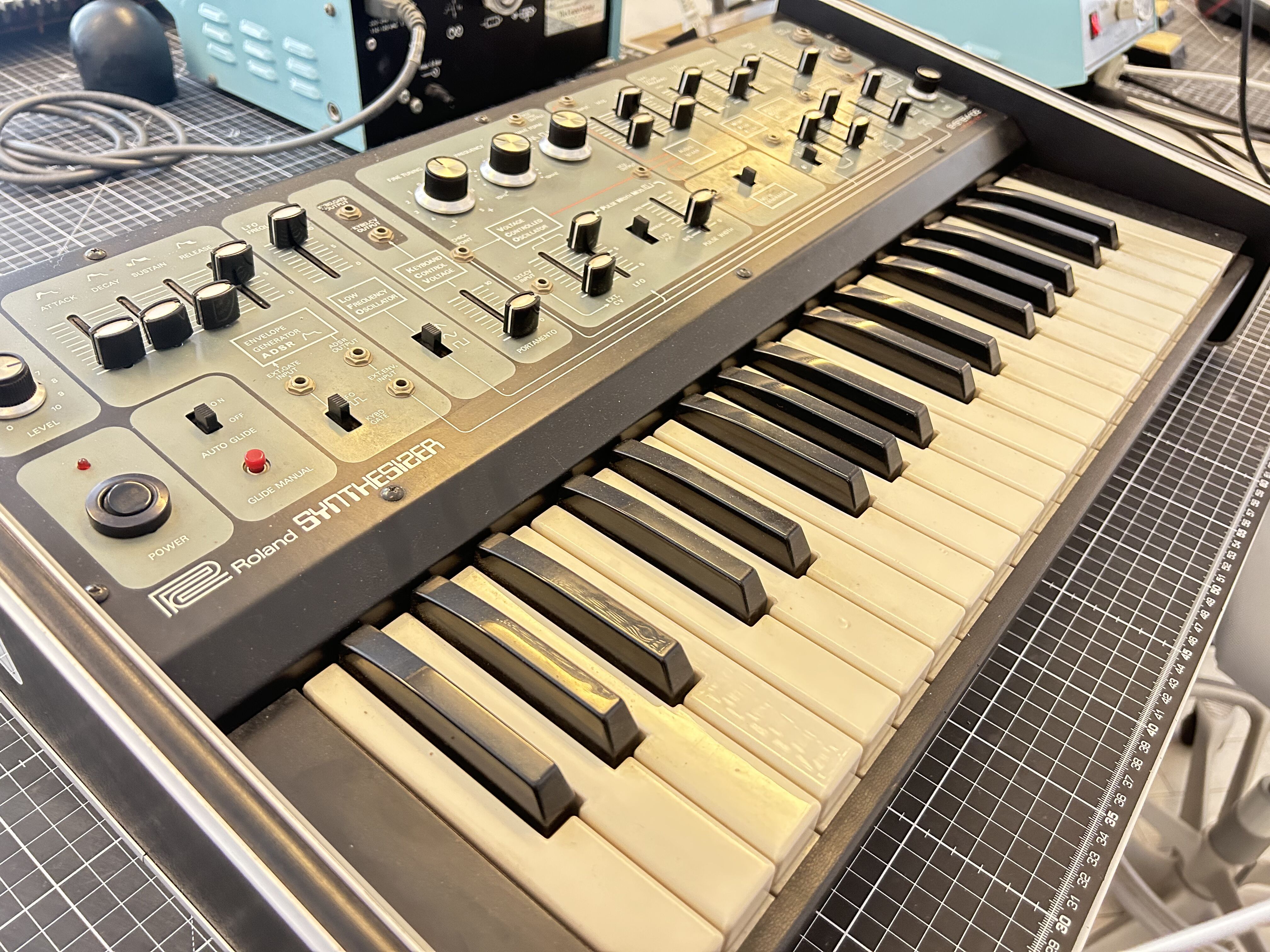 SYSTEM 100 - Roland SYSTEM 100 - Audiofanzine