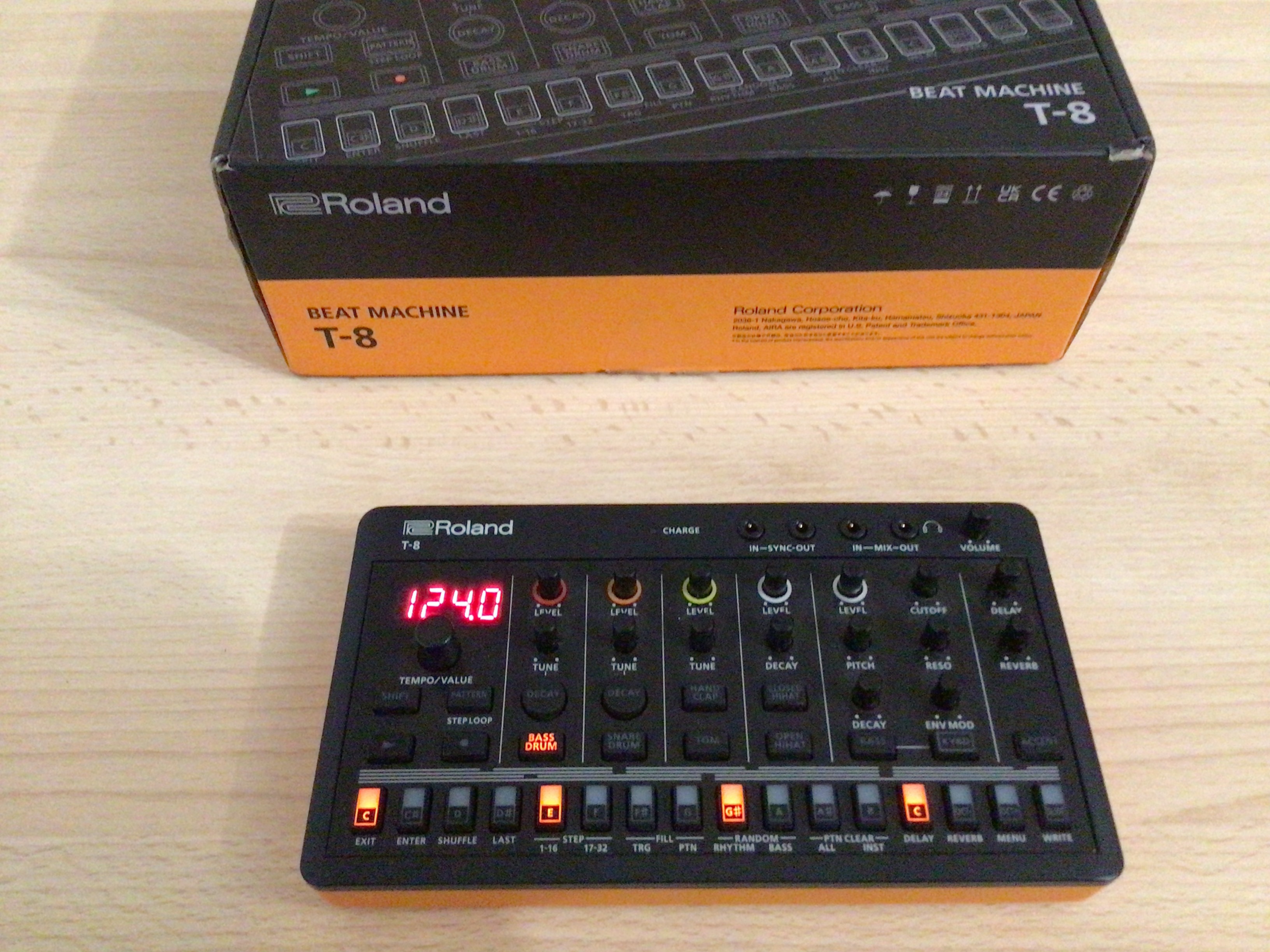 T-8 - Roland T-8 - Audiofanzine