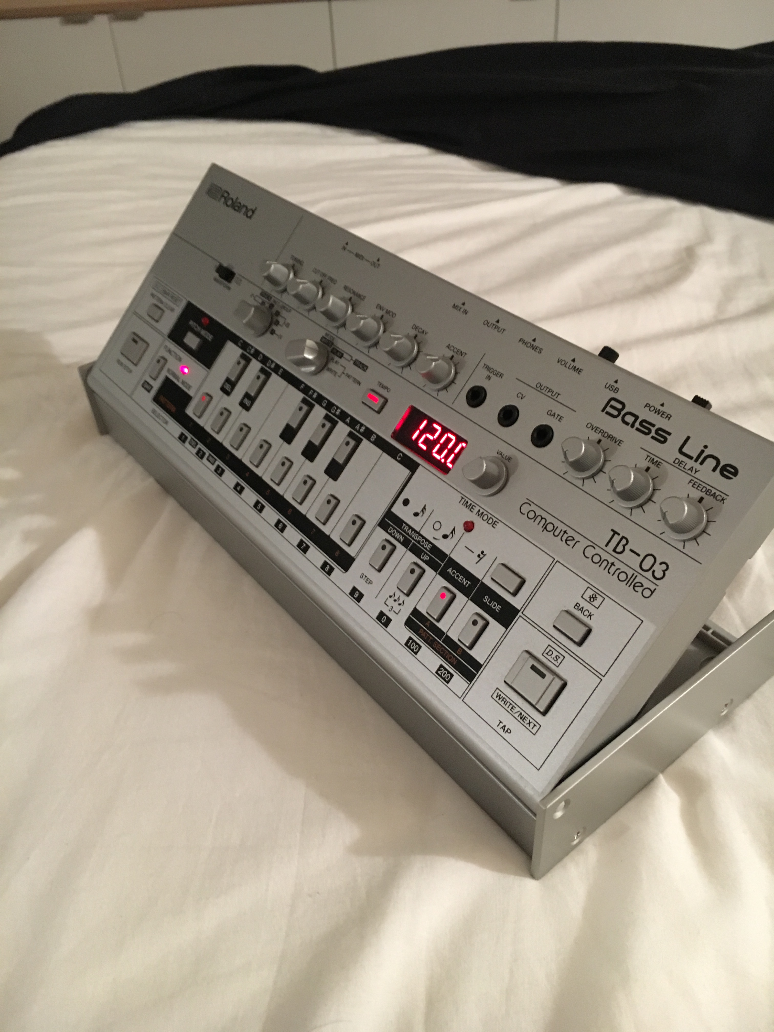 TB-03 - Roland TB-03 - Audiofanzine