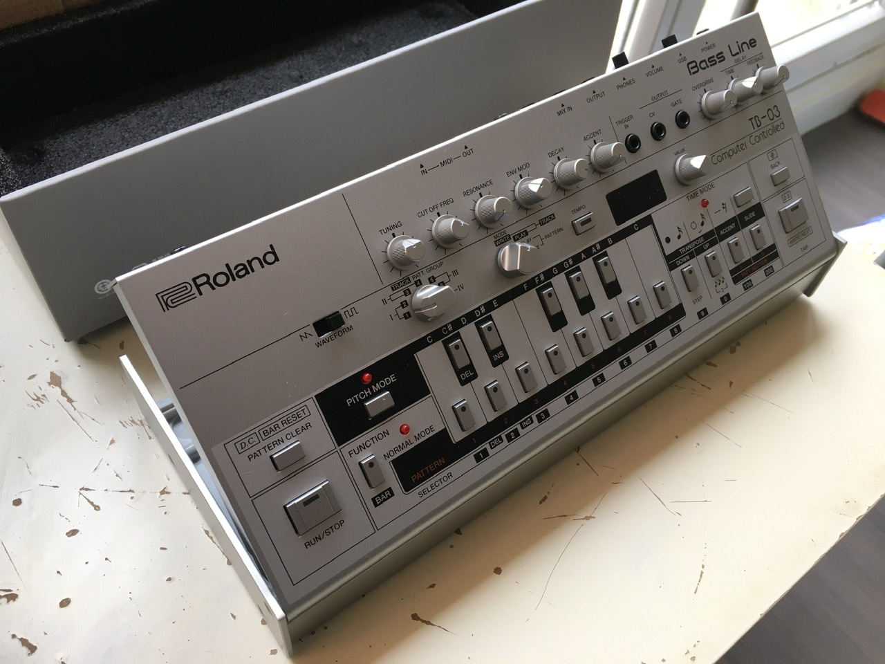 TB-03 - Roland TB-03 - Audiofanzine