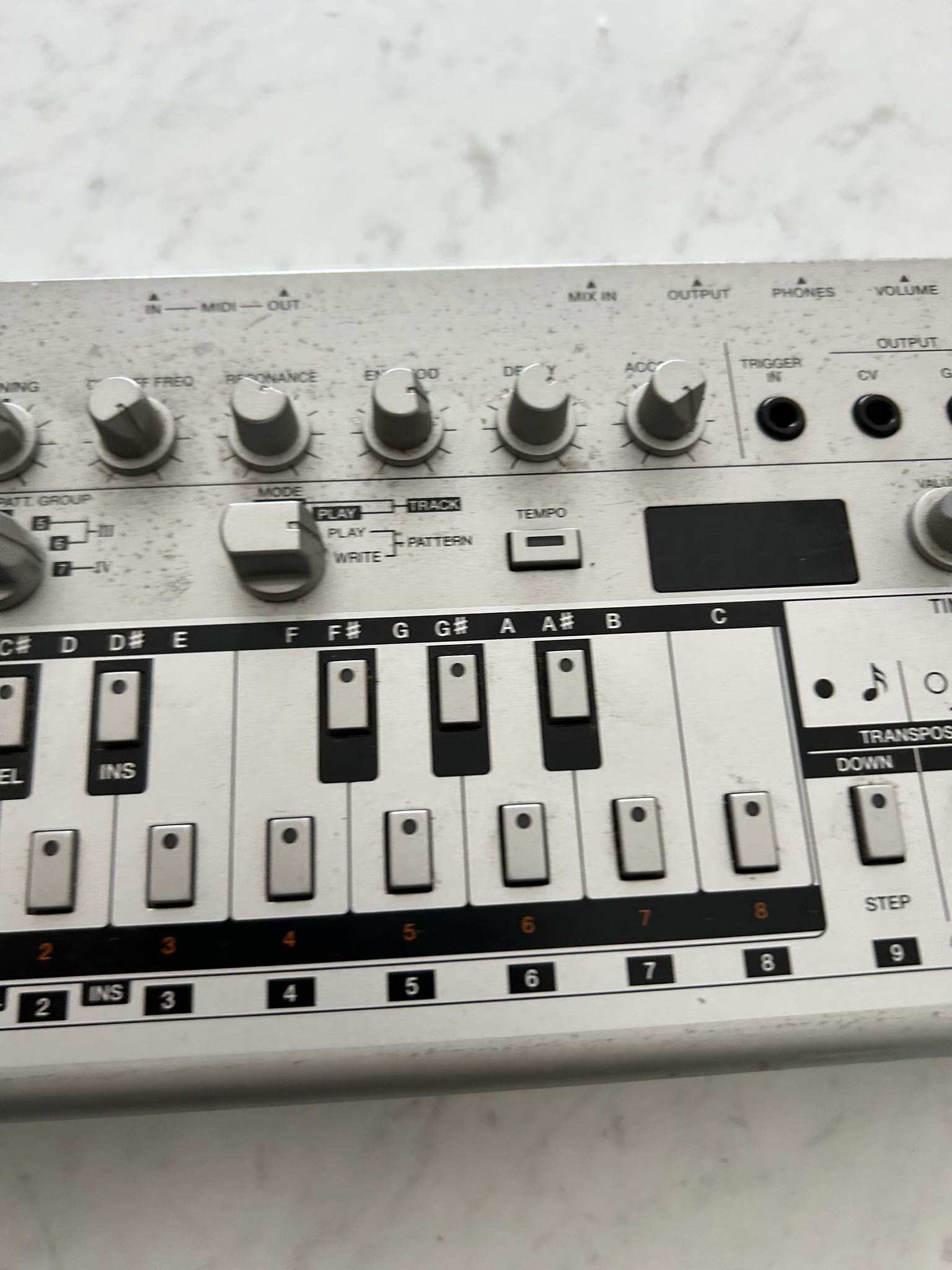 TB-03 - Roland TB-03 - Audiofanzine