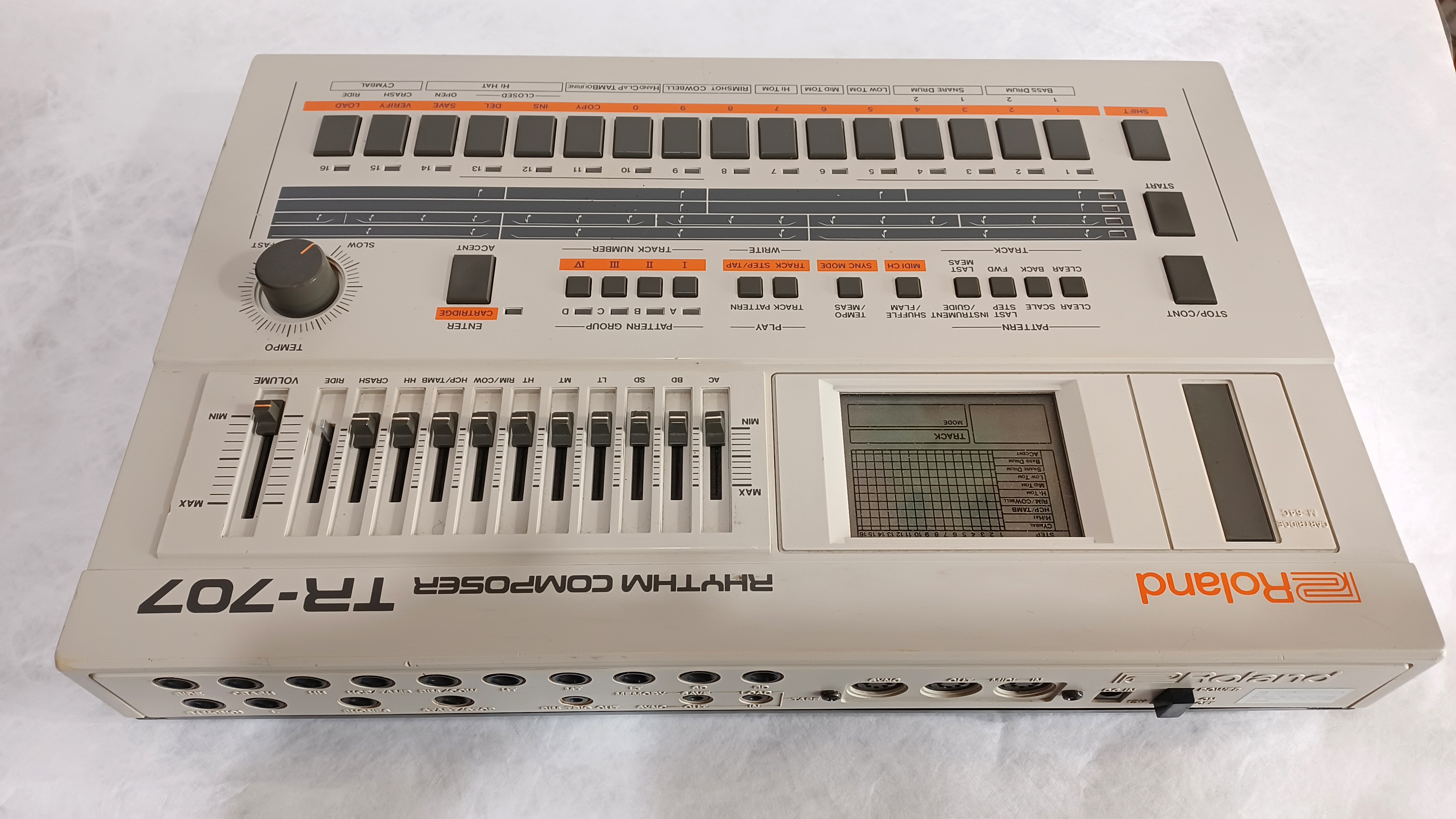 TR-707 - Roland TR-707 - Audiofanzine