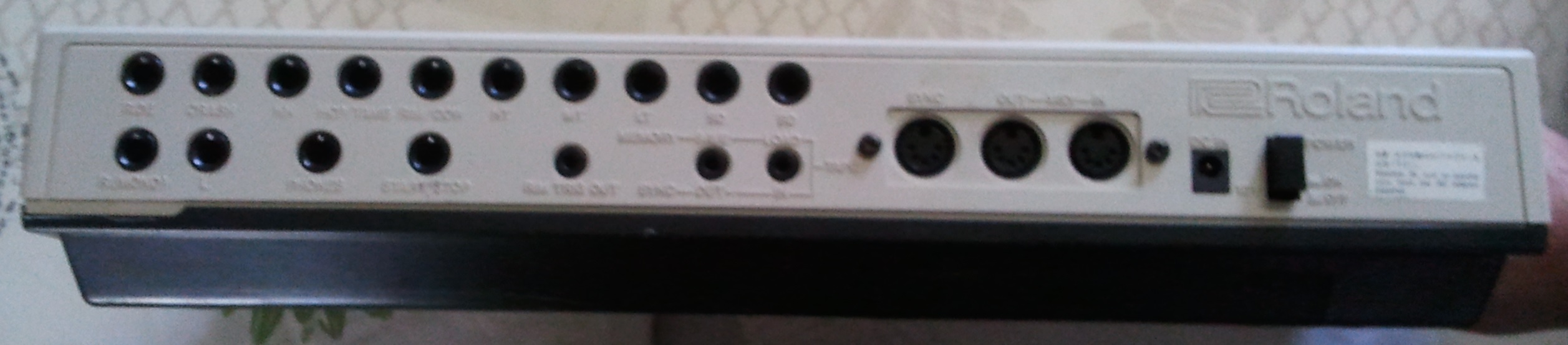 TR-707 - Roland TR-707 - Audiofanzine