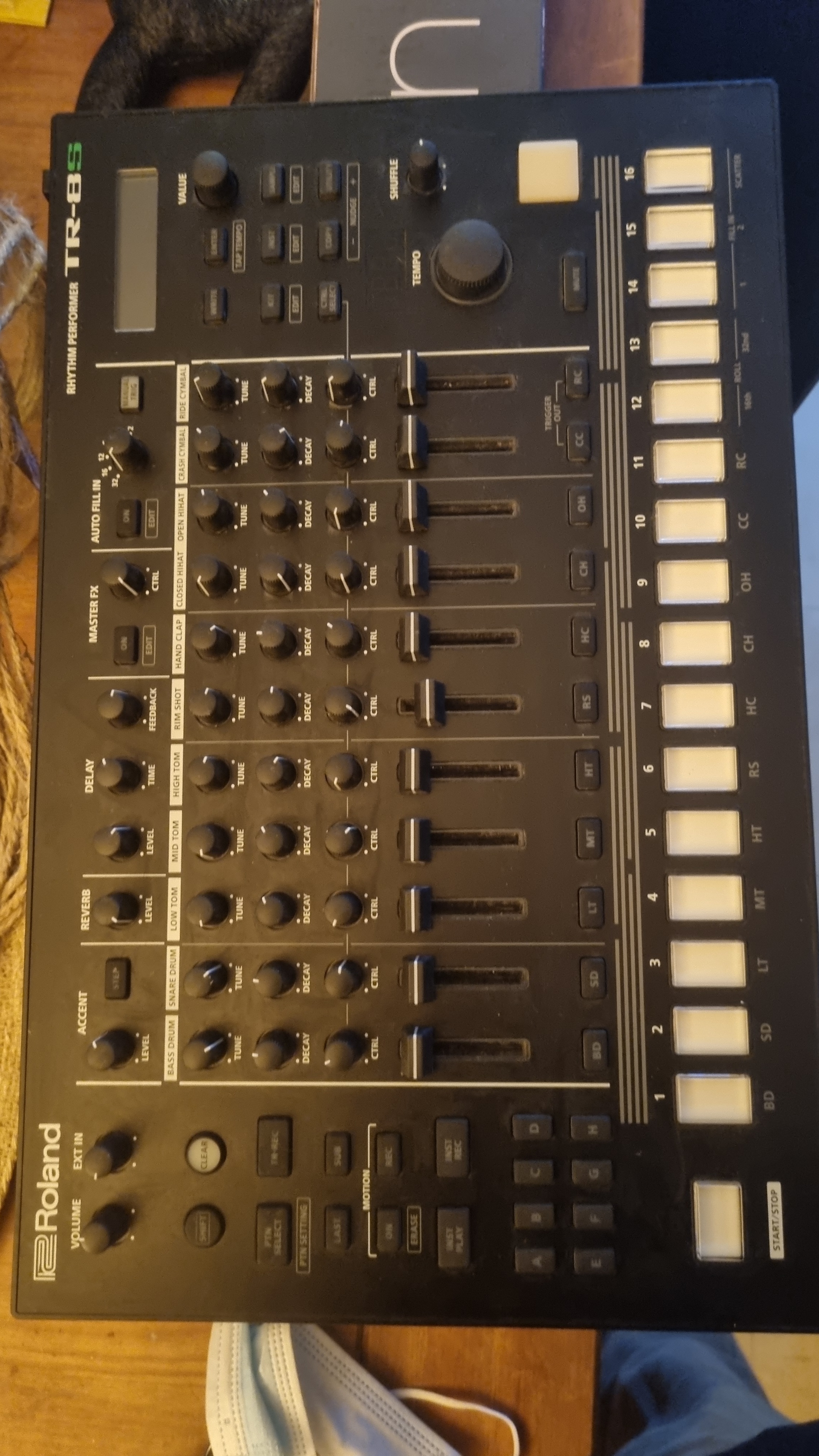 TR-8S - Roland TR-8S - Audiofanzine