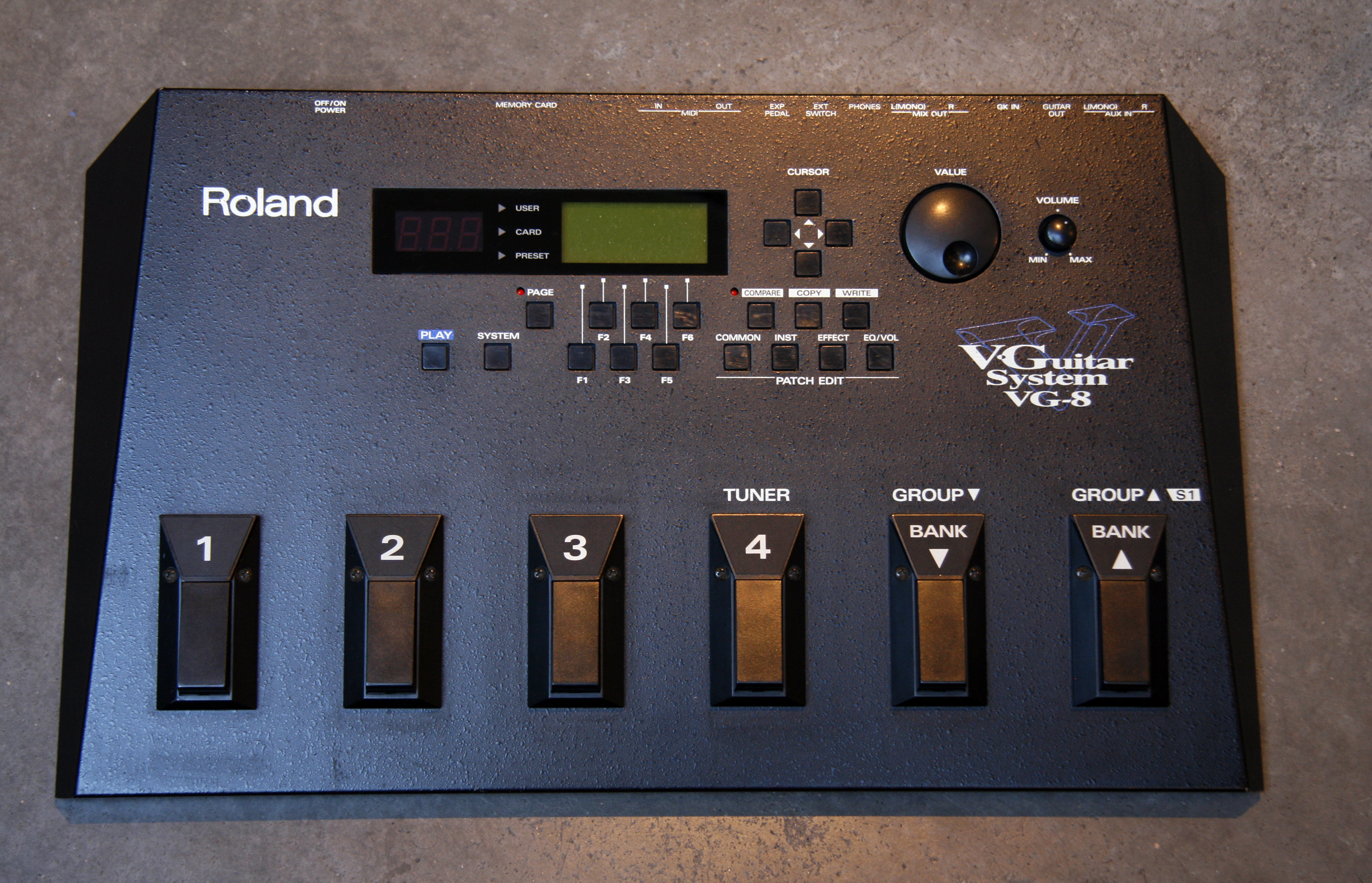 VG-8 VGUITAR - Roland VG-8 VGuitar - Audiofanzine