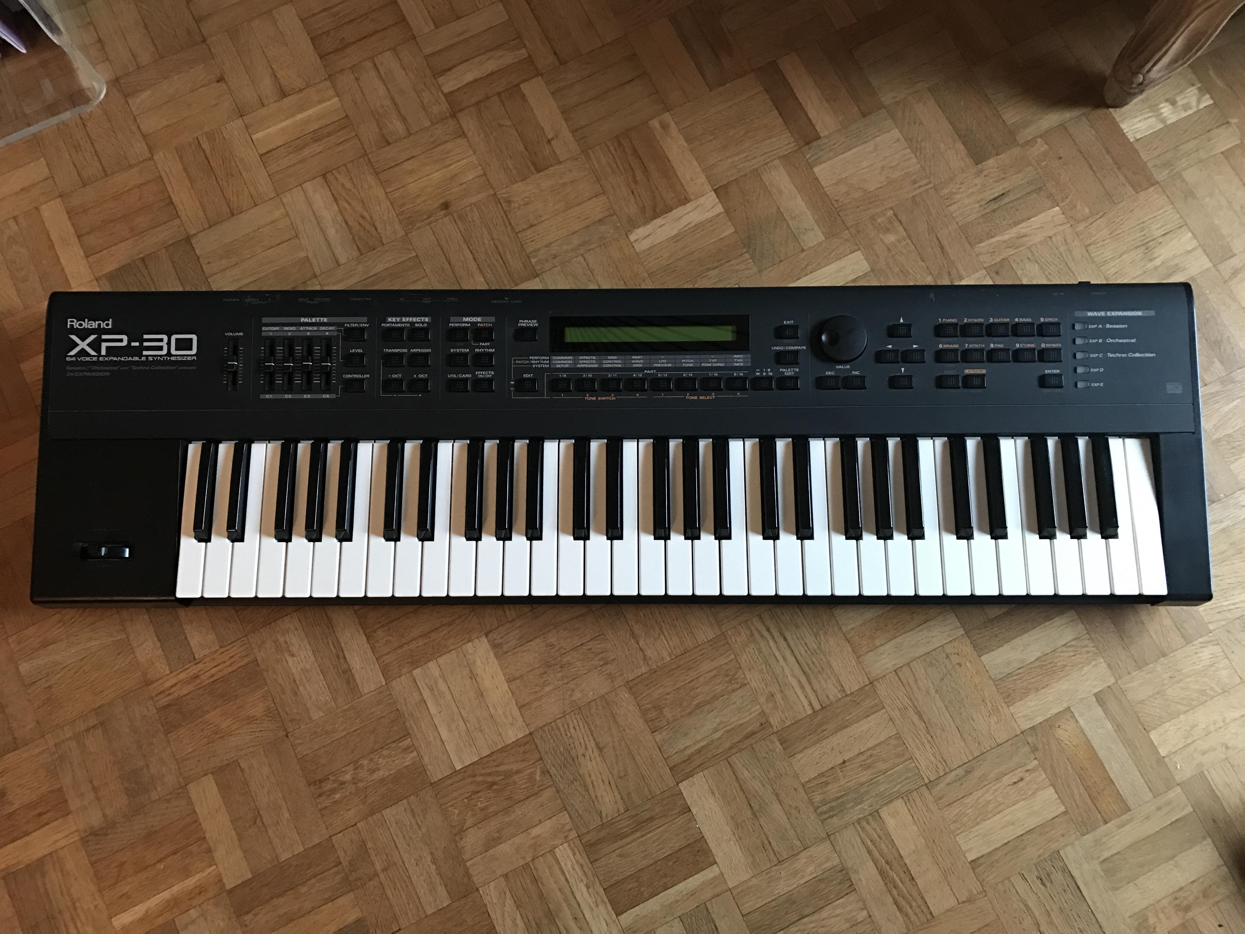 XP-30 - Roland XP-30 - Audiofanzine