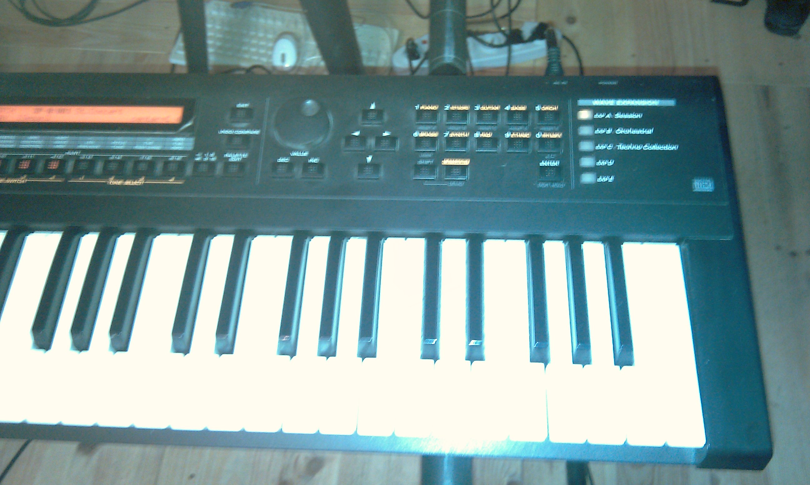 Roland XP-30 image (#236455) - Audiofanzine