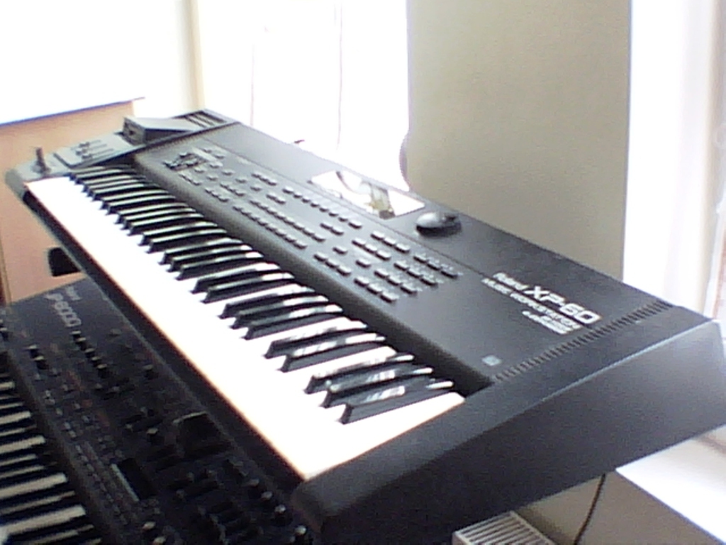 Photo Roland XP 60 : Roland XP 60 (40777) (#232340) - Audiofanzine