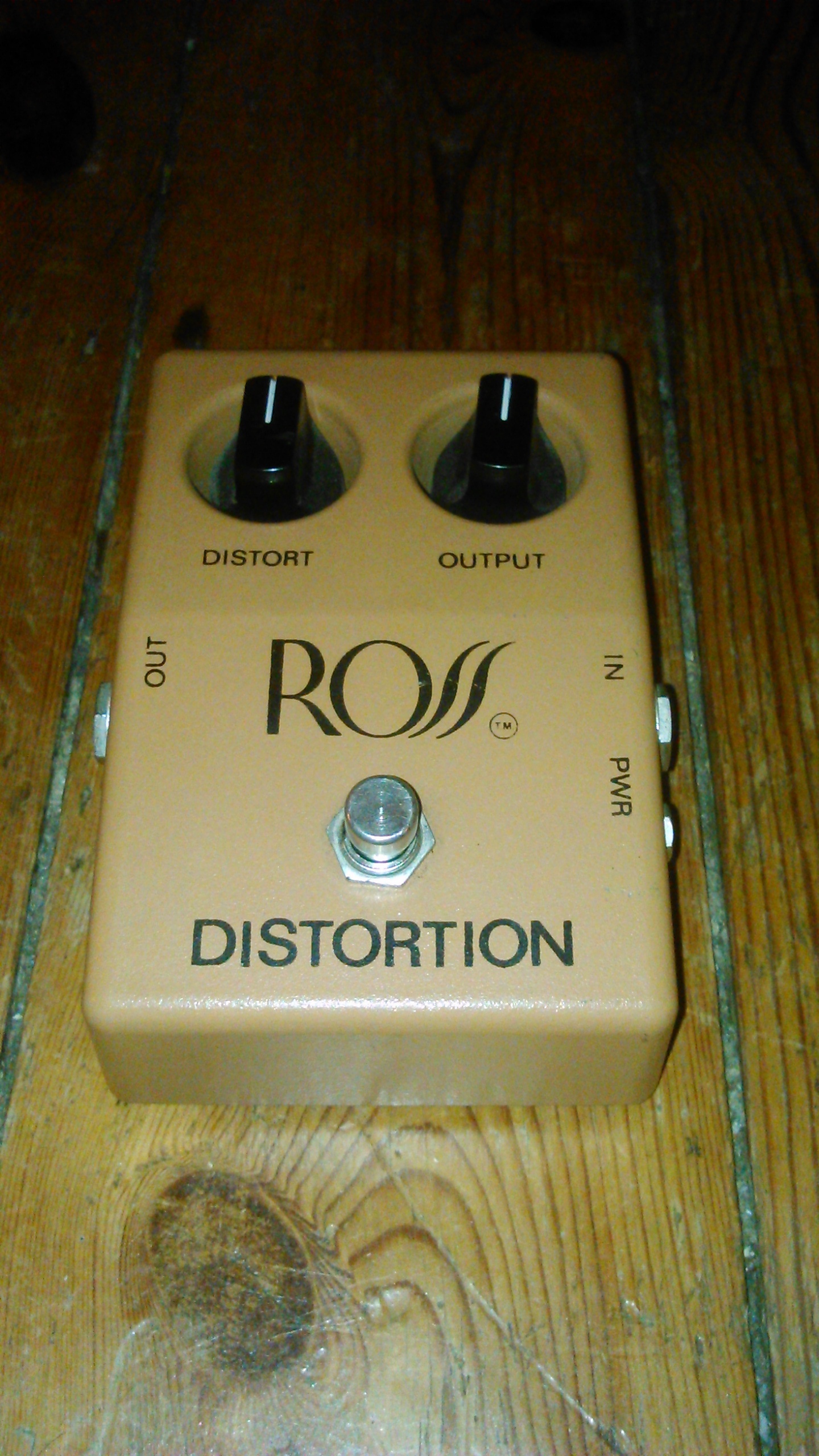 R-50 DISTORTION - Ross R-50 Distortion - Audiofanzine