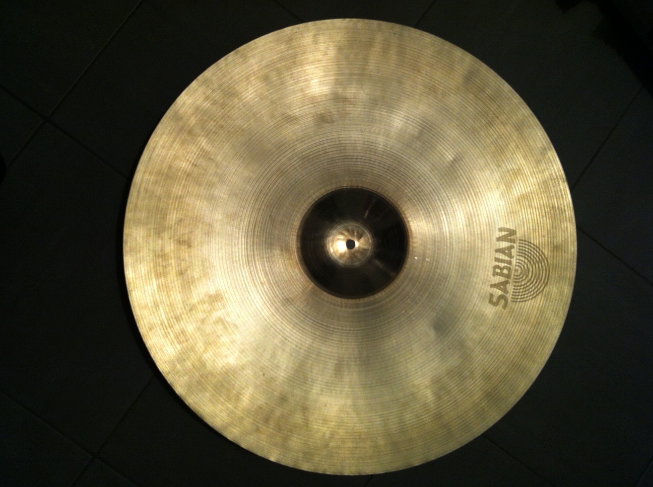 PARAGON RIDE 22" - Sabian Paragon Ride 22" - Audiofanzine