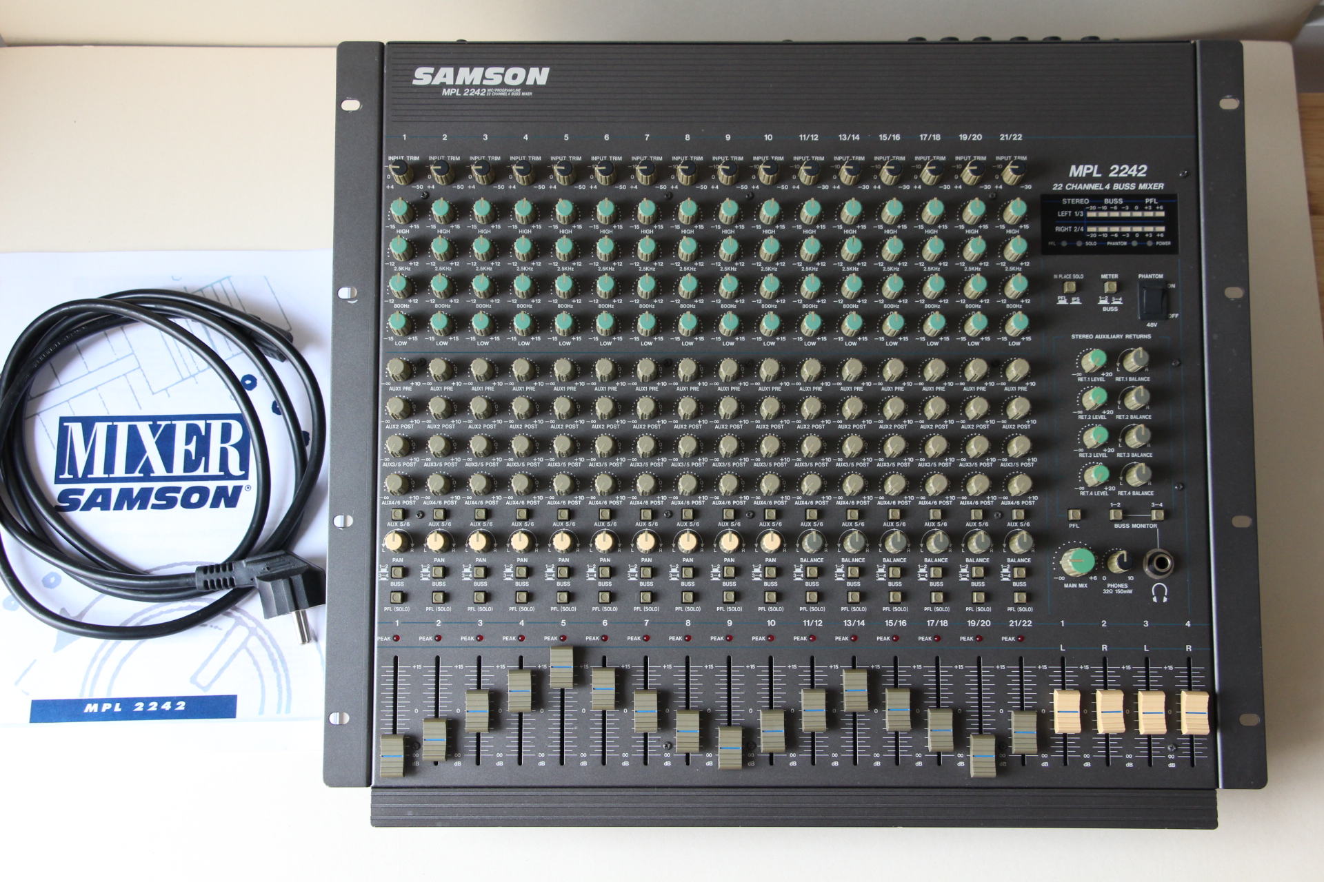 MPL2242 - Samson Technologies MPL2242 - Audiofanzine