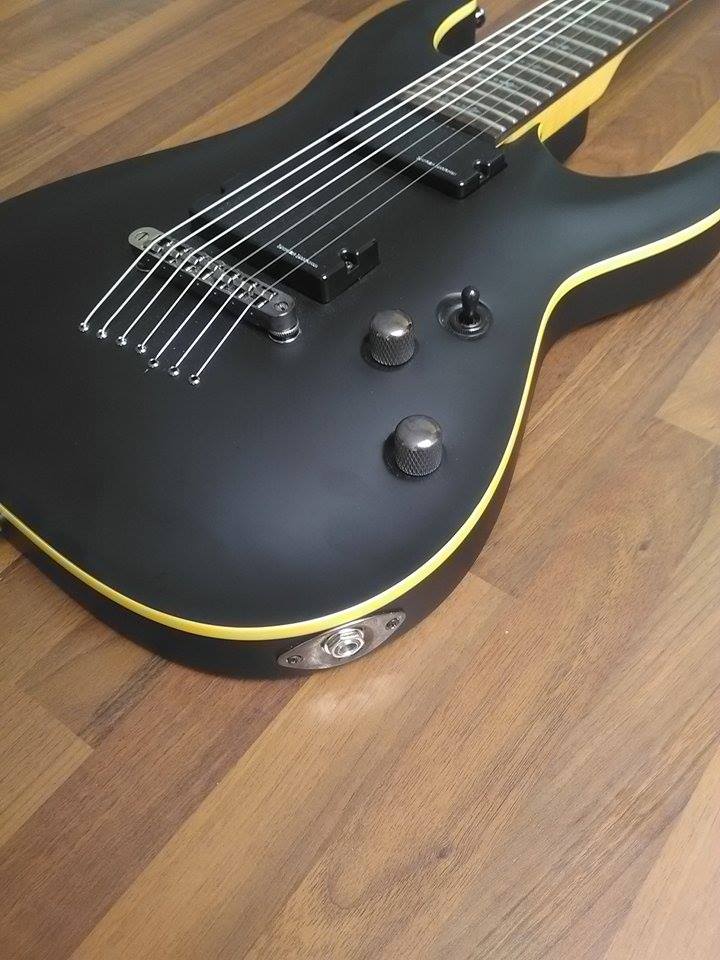 DEMON-7 - Schecter Demon-7 - Audiofanzine