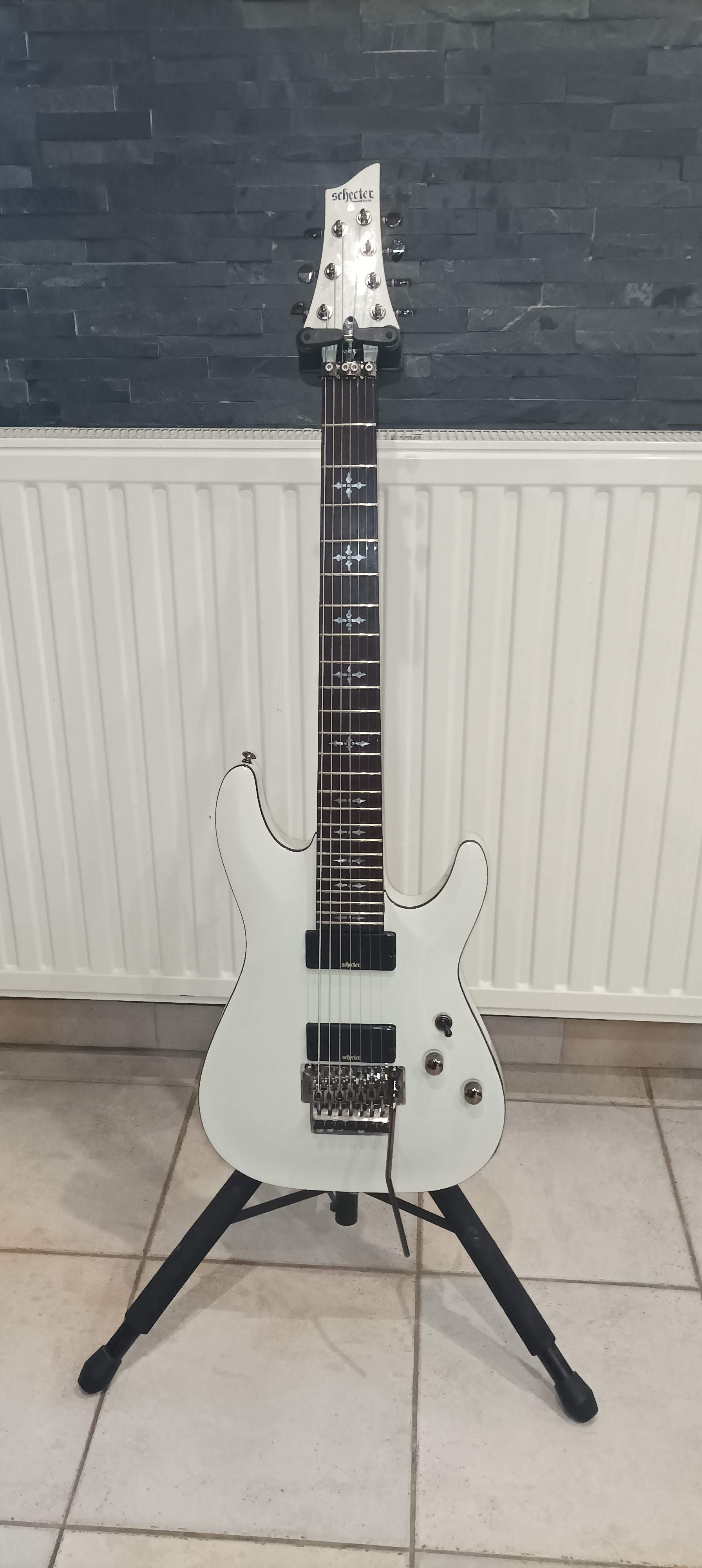 Demon-7 FR - Schecter Demon-7 FR - Audiofanzine