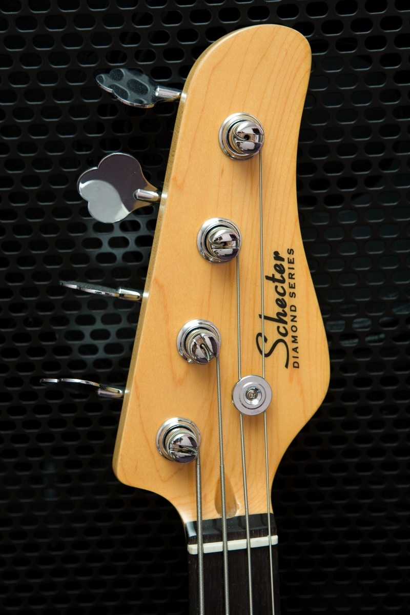 Schecter Stiletto Extreme-4 image (#1026432) - Audiofanzine