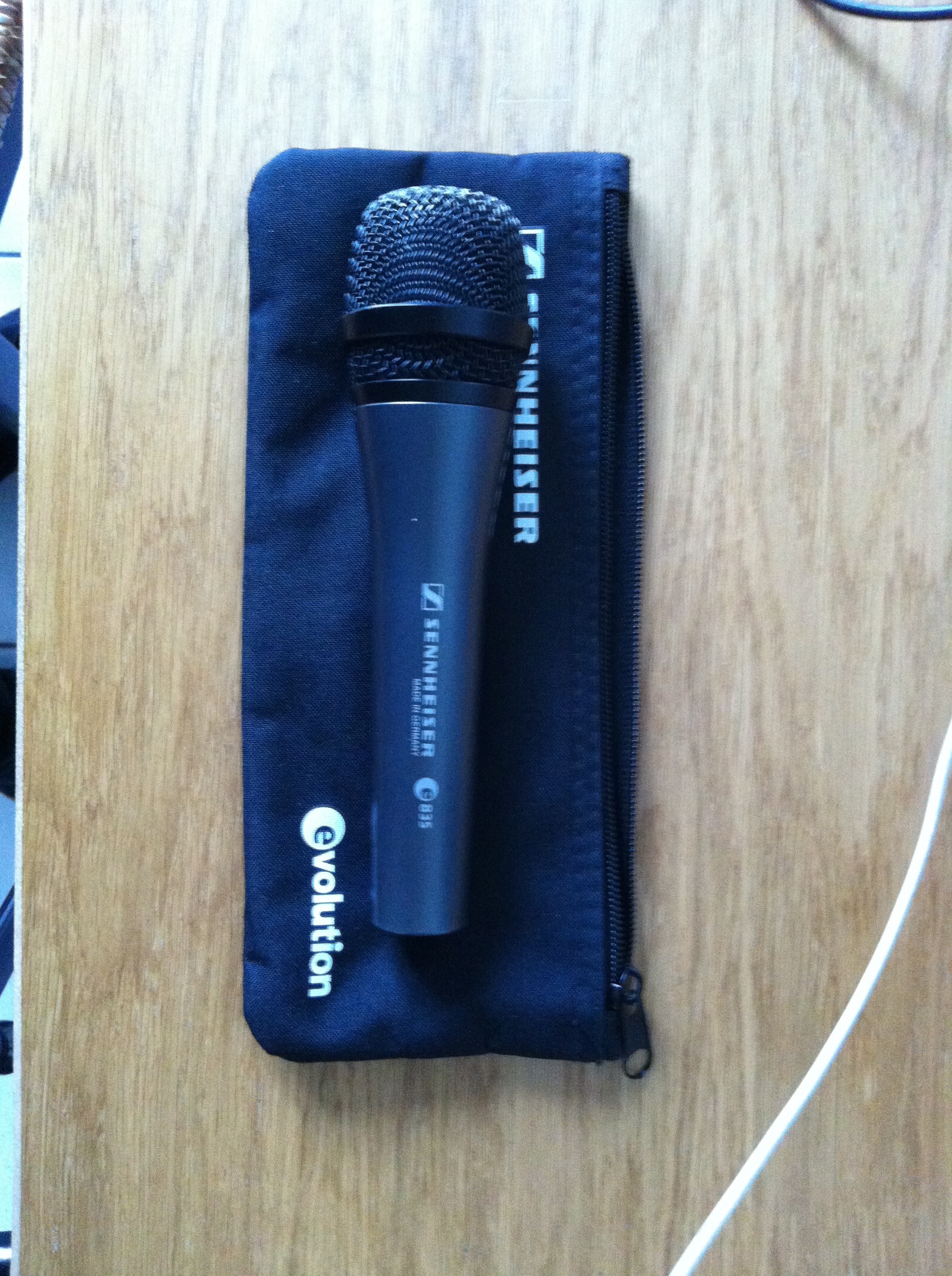 E 835 - Sennheiser e 835 - Audiofanzine