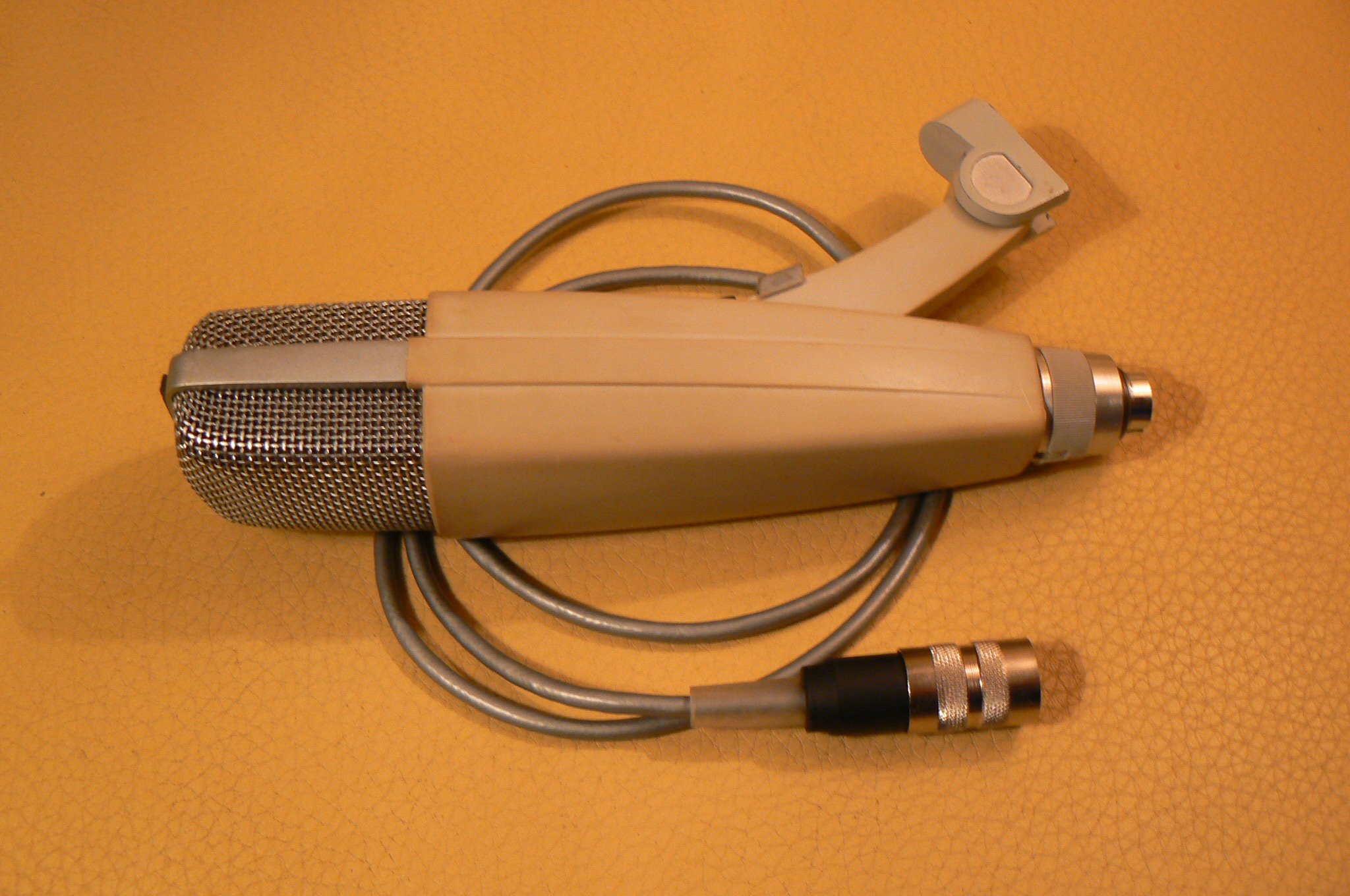 Sennheiser MD 421-N image (#2025828) - Audiofanzine