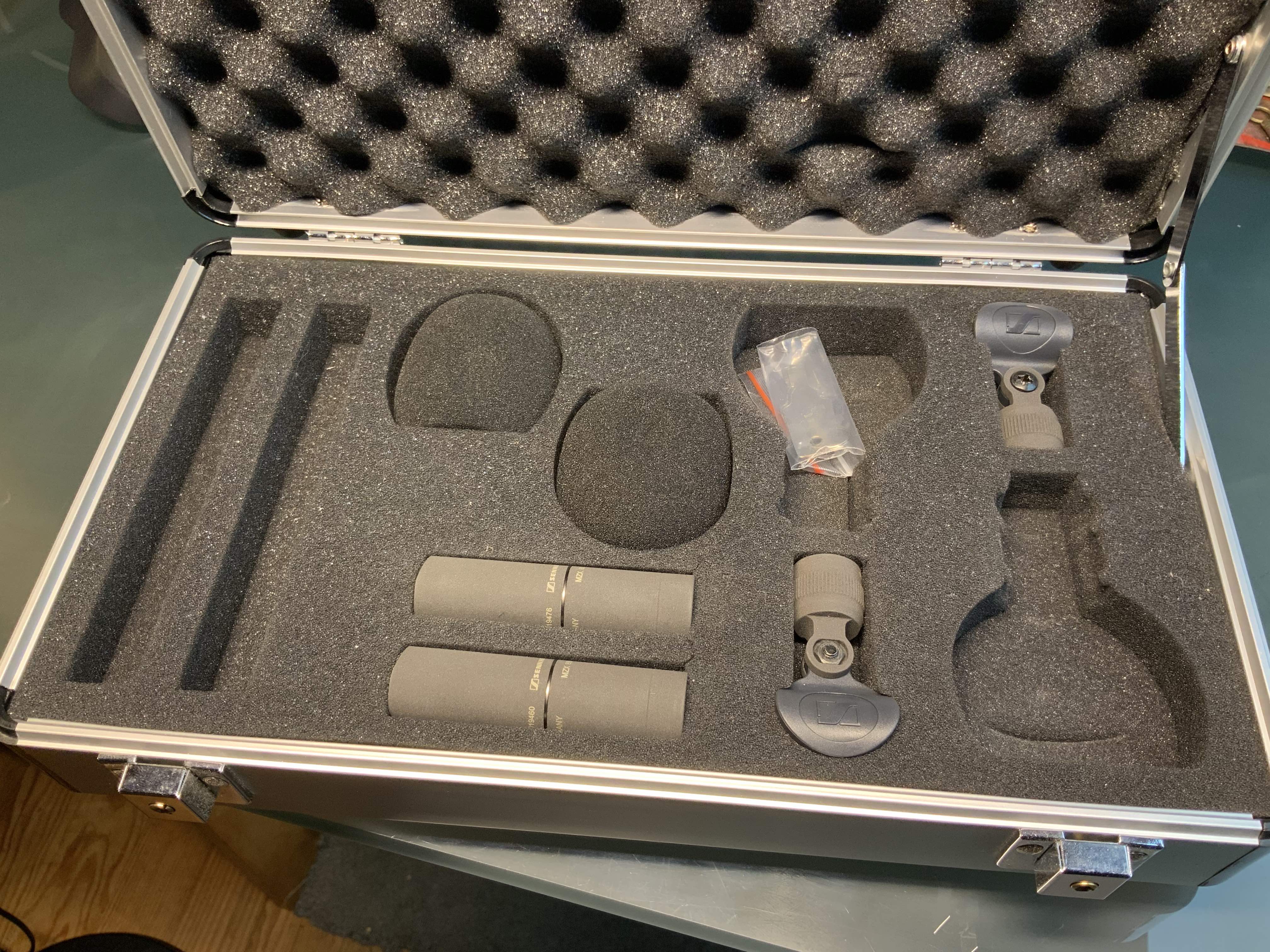 MKH8020 Stereo Set - Sennheiser MKH8020 Stereo Set - Audiofanzine