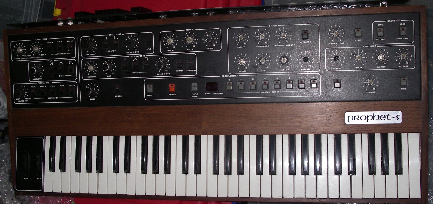 Photo Sequential Circuits Prophet-5 : Sequential Circuits Prophet 5 ...