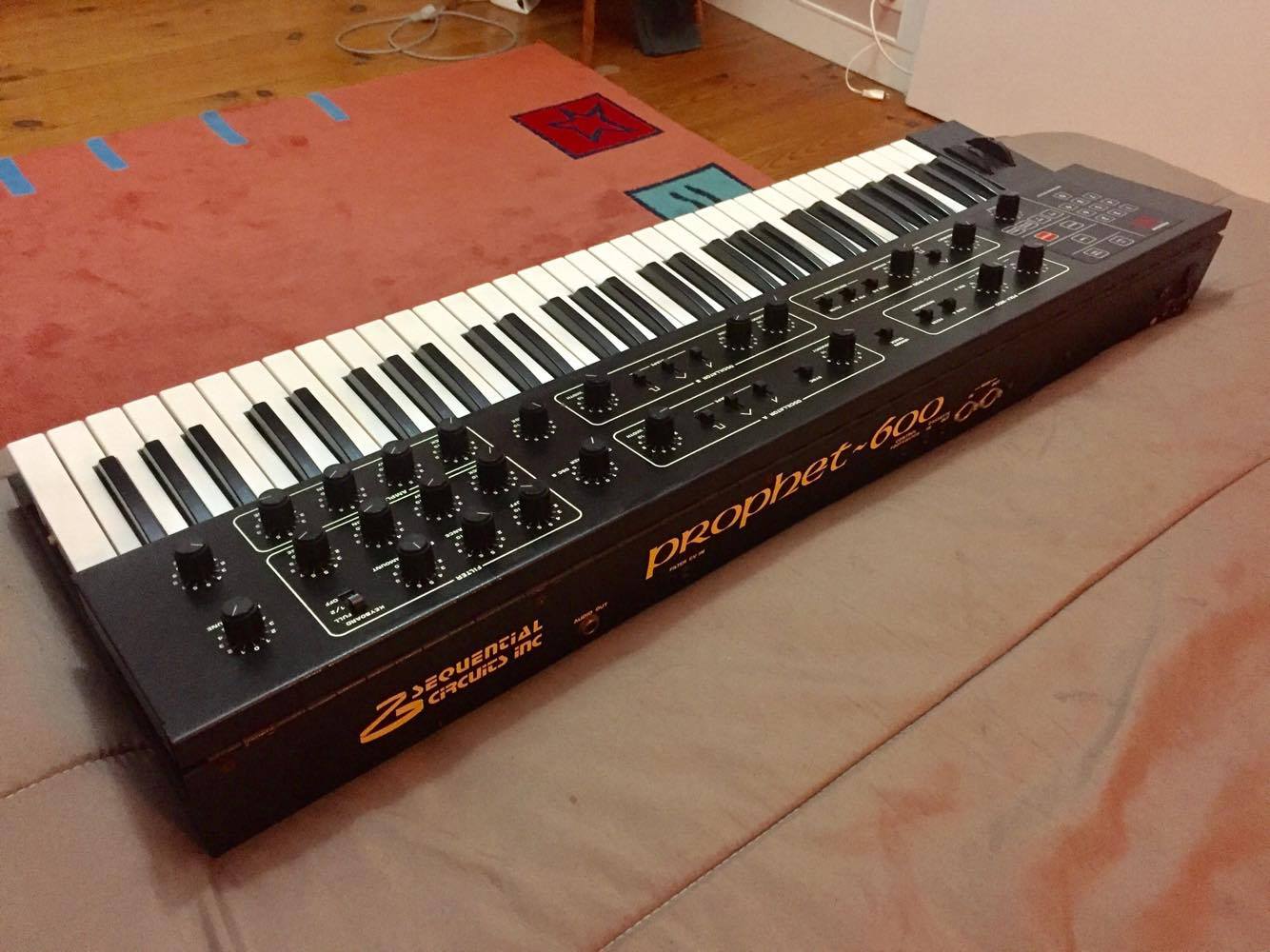 PROPHET 600 - Sequential Circuits Prophet 600 - Audiofanzine