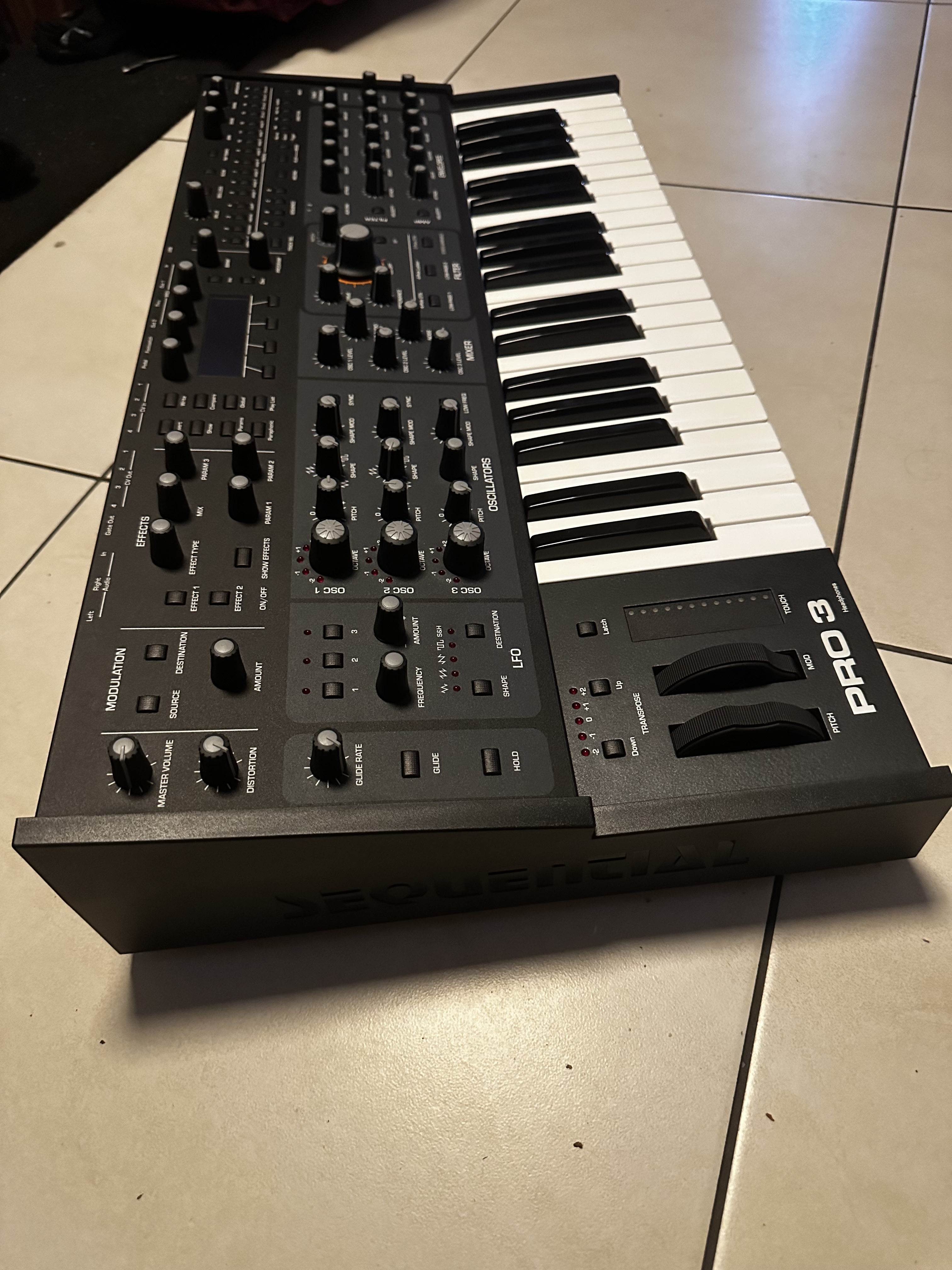 Pro 3 - Sequential Pro 3 - Audiofanzine