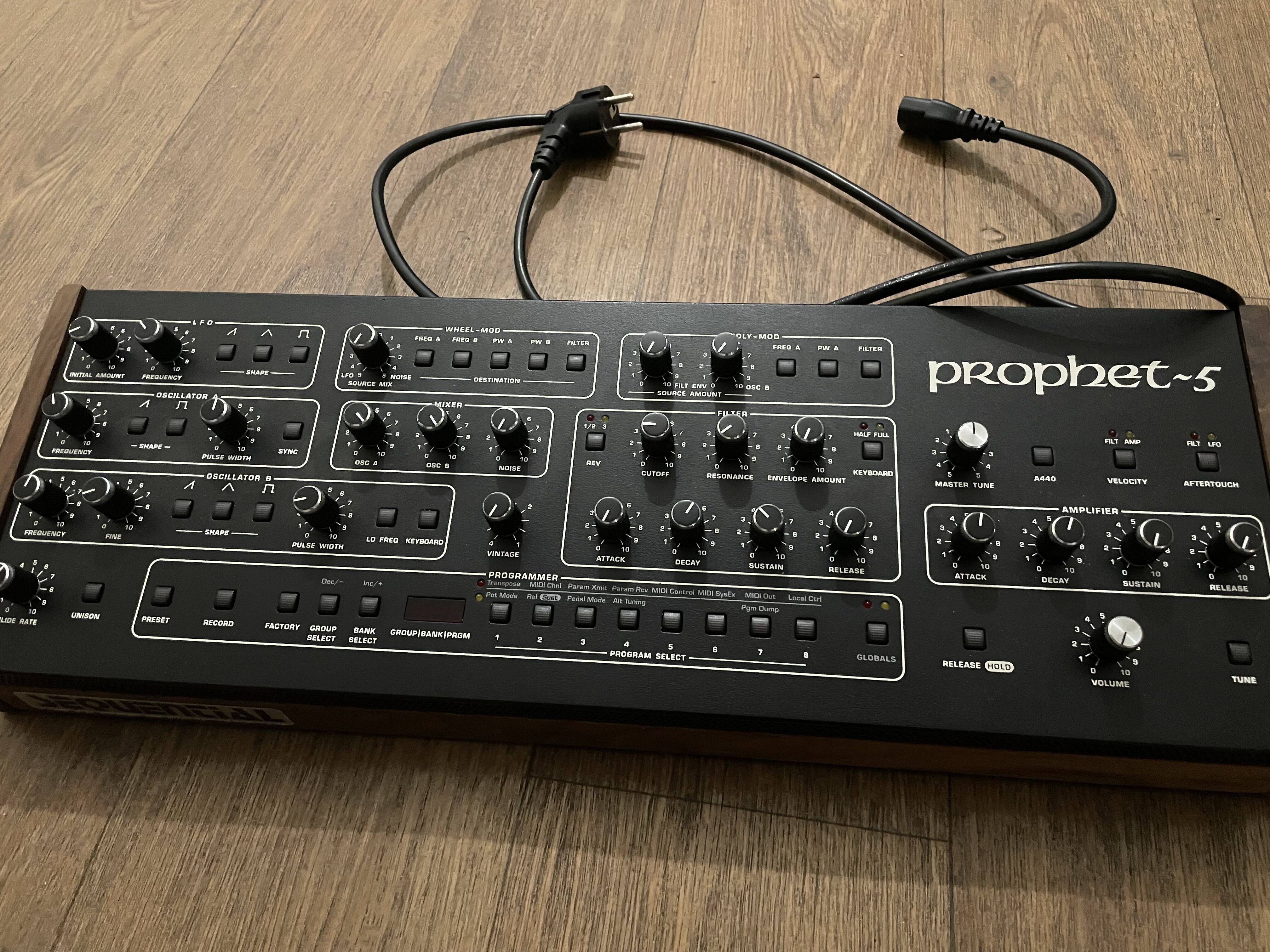 Prophet 5 Rev 4 Module - Sequential Prophet 5 Rev 4 Module - Audiofanzine