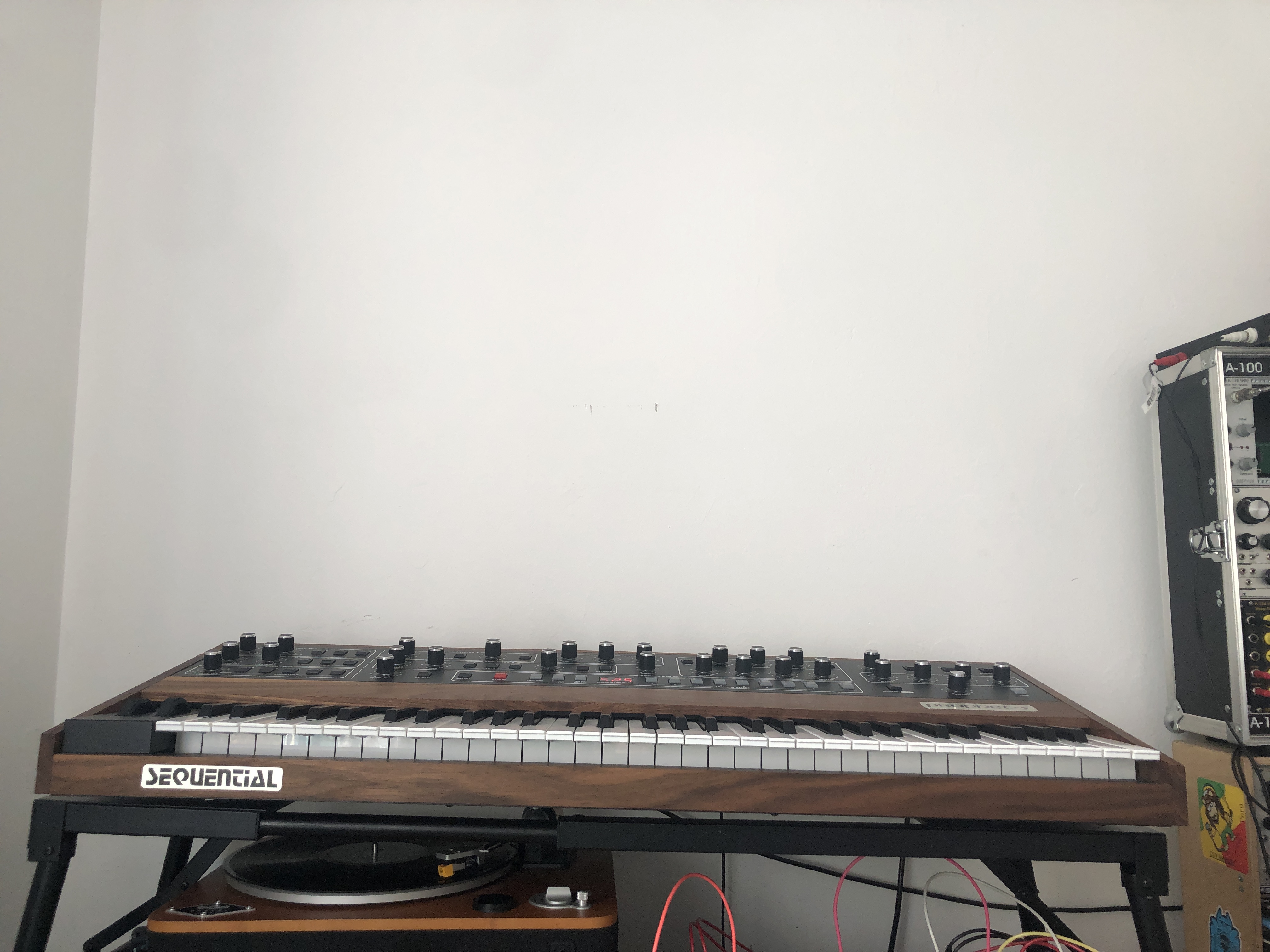 Prophet-5 Rev4 - Sequential Prophet-5 Rev4 - Audiofanzine