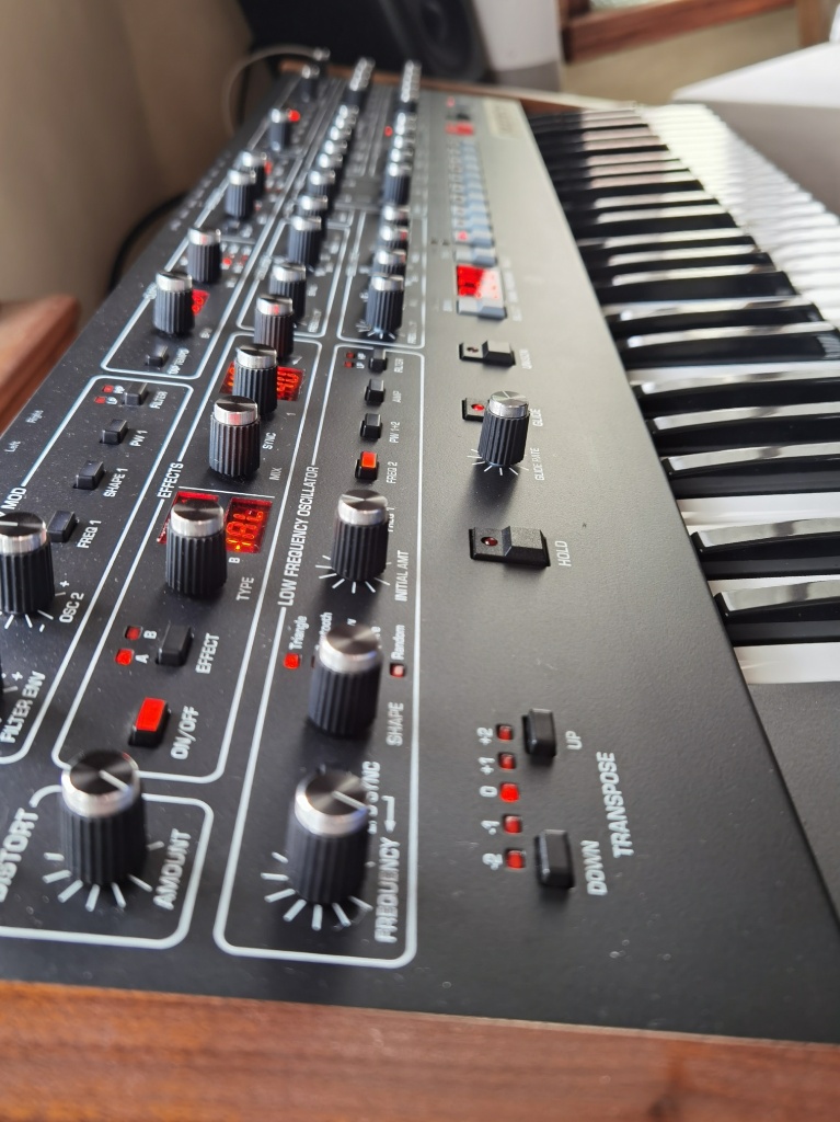 Prophet-6 - Sequential Prophet-6 - Audiofanzine