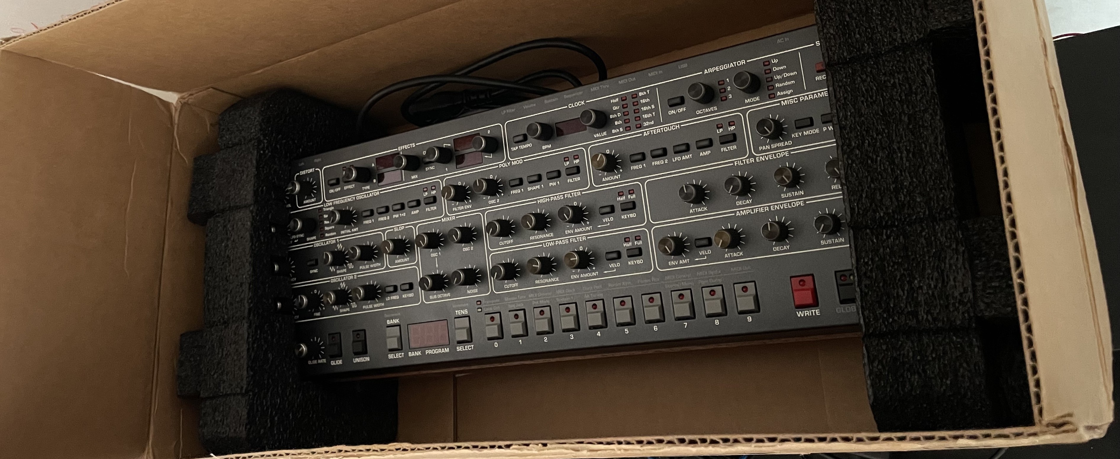 Prophet-6 Module - Sequential Prophet-6 Module - Audiofanzine