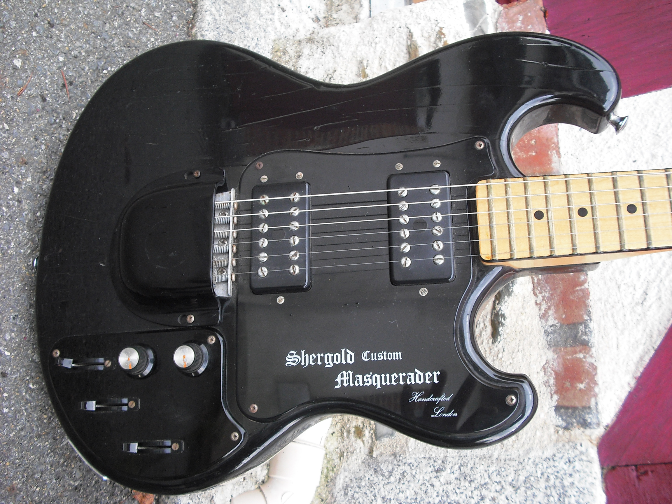 MASQUERADER - Shergold Masquerader - Audiofanzine