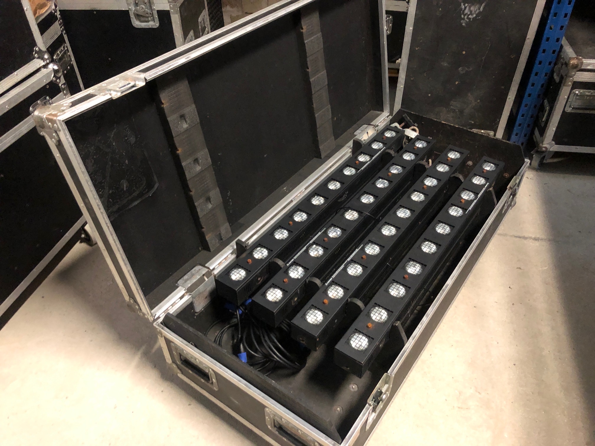 Sunstrip Active DMX - Showtec Sunstrip Active DMX - Audiofanzine