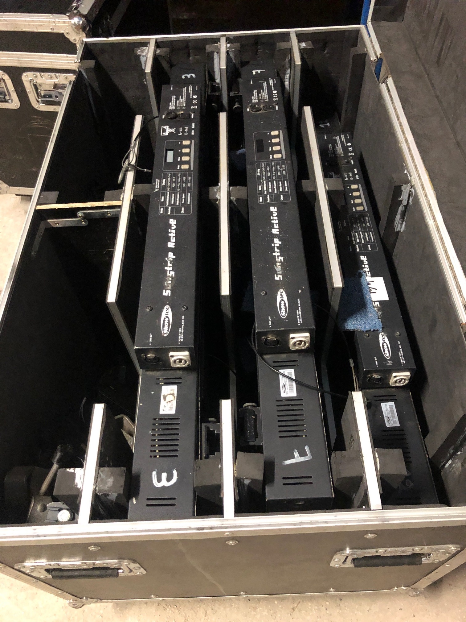 Sunstrip Active DMX - Showtec Sunstrip Active DMX - Audiofanzine