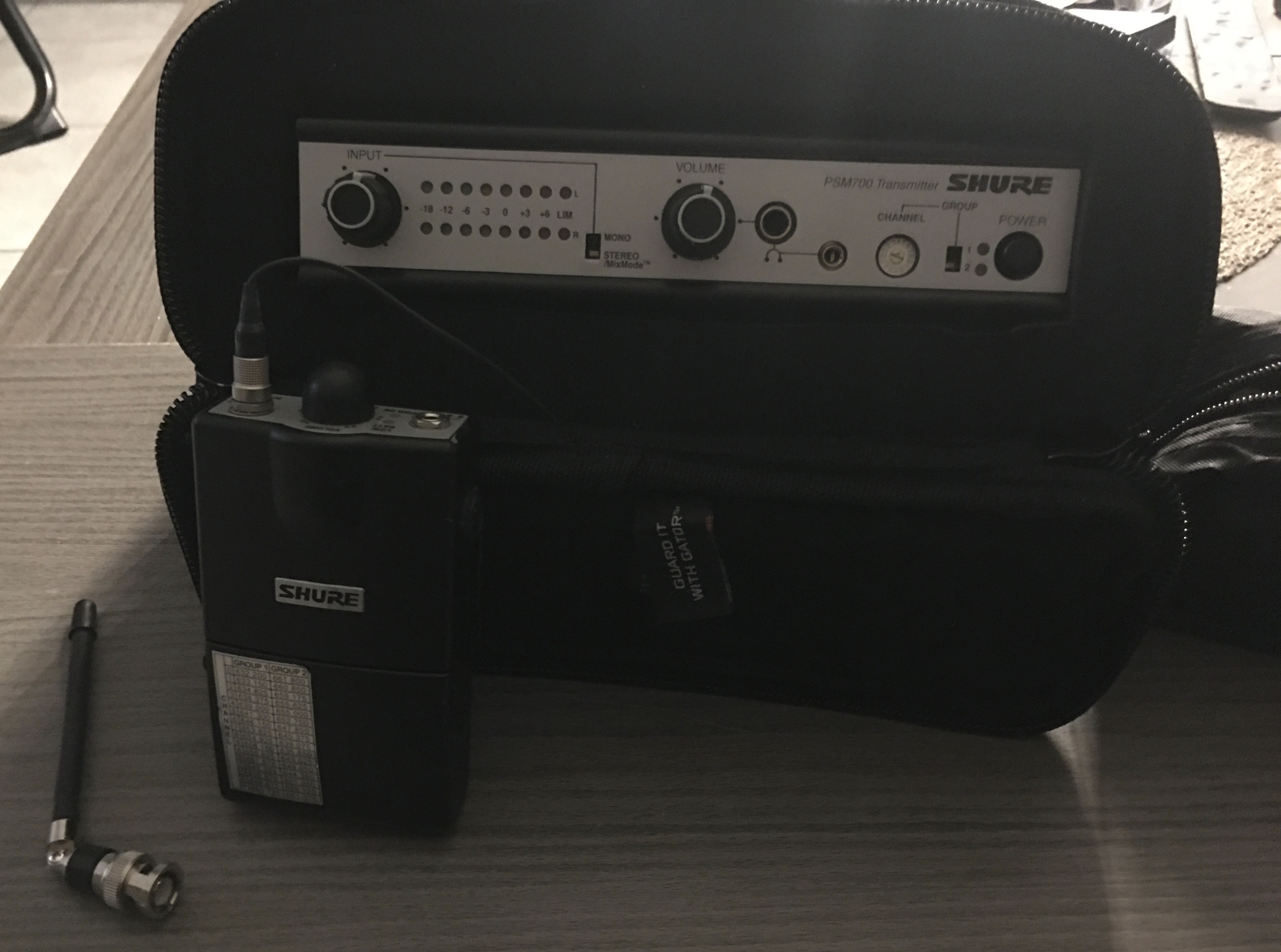 PSM 700 - Shure PSM 700 - Audiofanzine