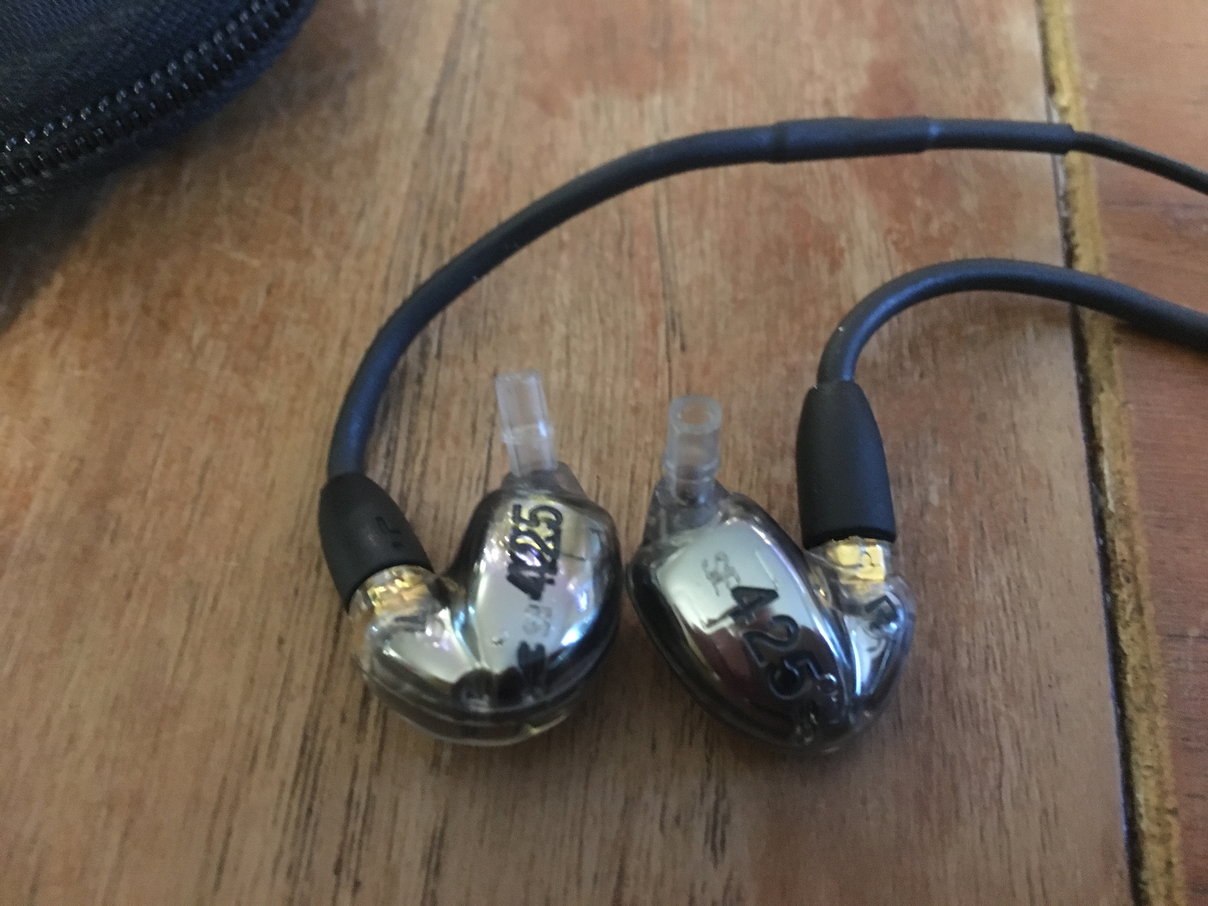 SE425-V - Shure SE425-V - Audiofanzine