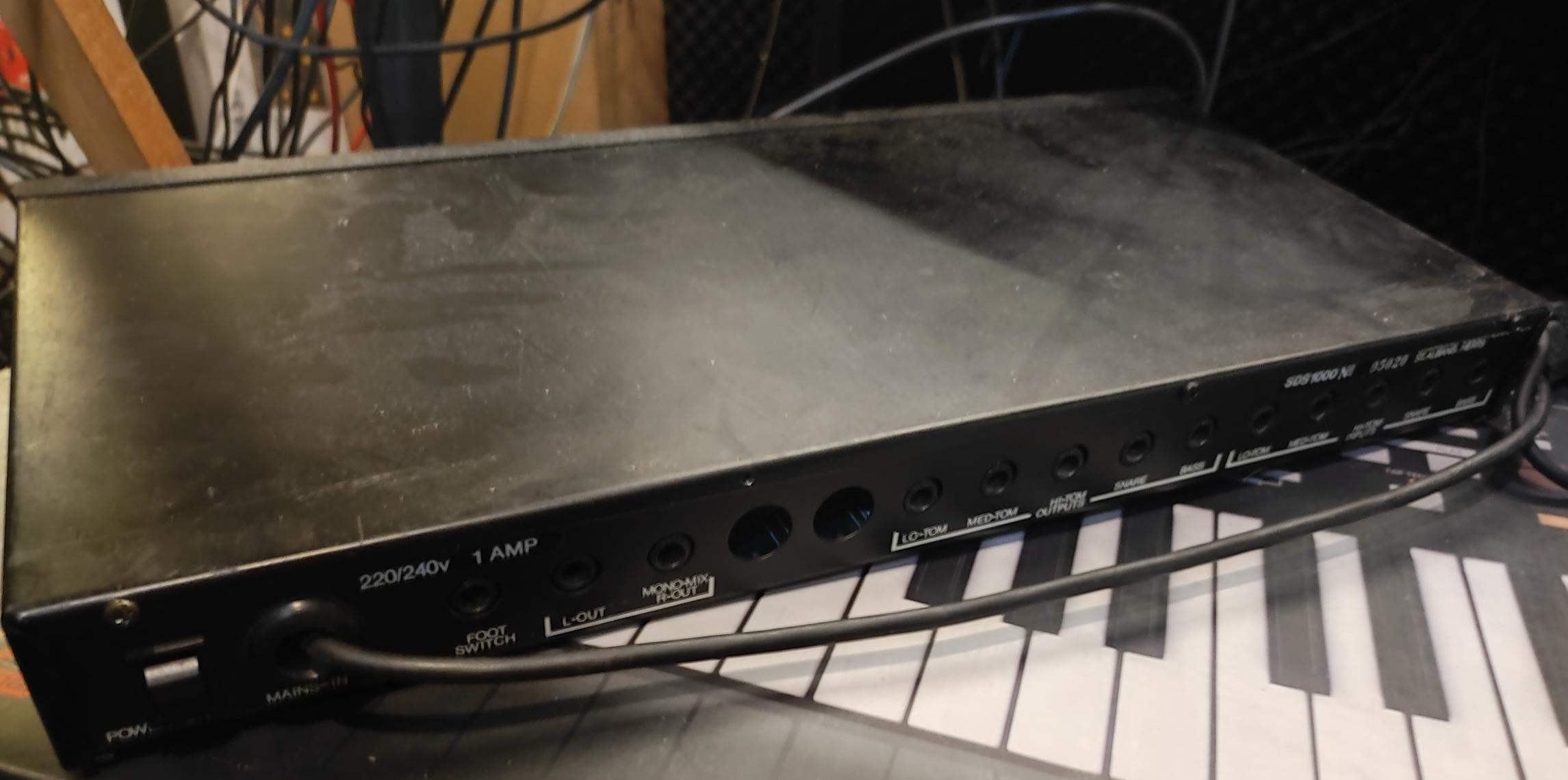 SDS 1000 - Simmons SDS 1000 - Audiofanzine