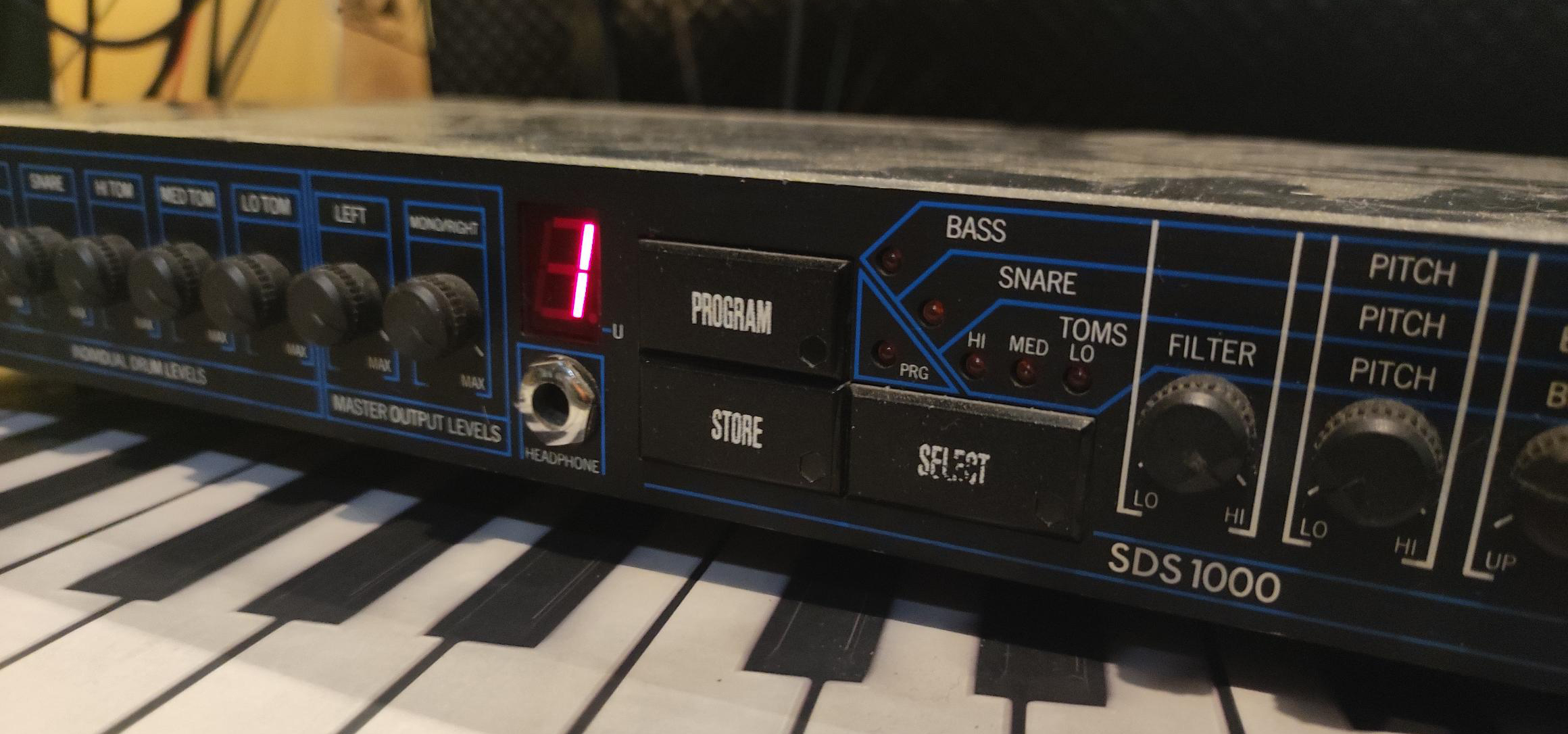 SDS 1000 - Simmons SDS 1000 - Audiofanzine