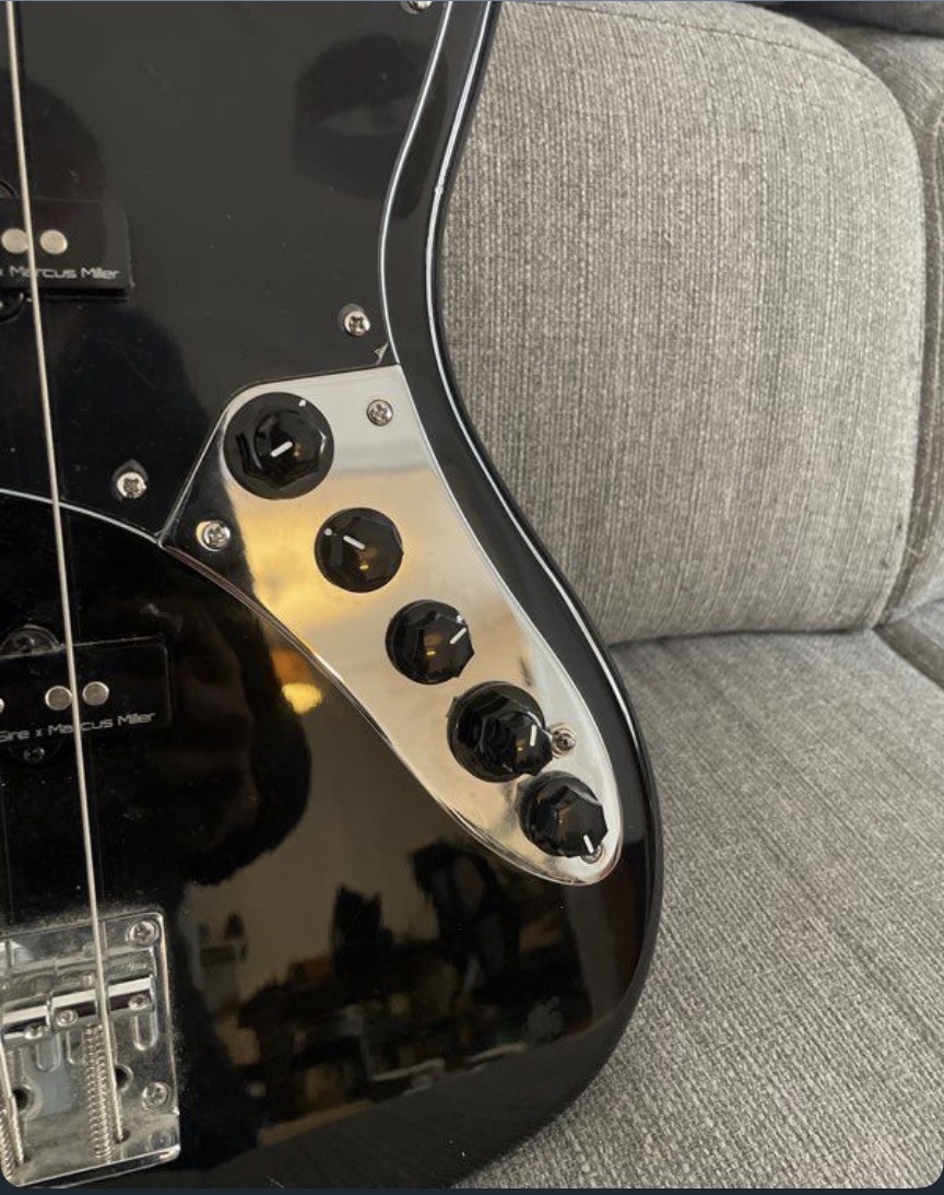 Basse SIRE Marcus Miller V3 occasion (Lorraine) - Audiofanzine