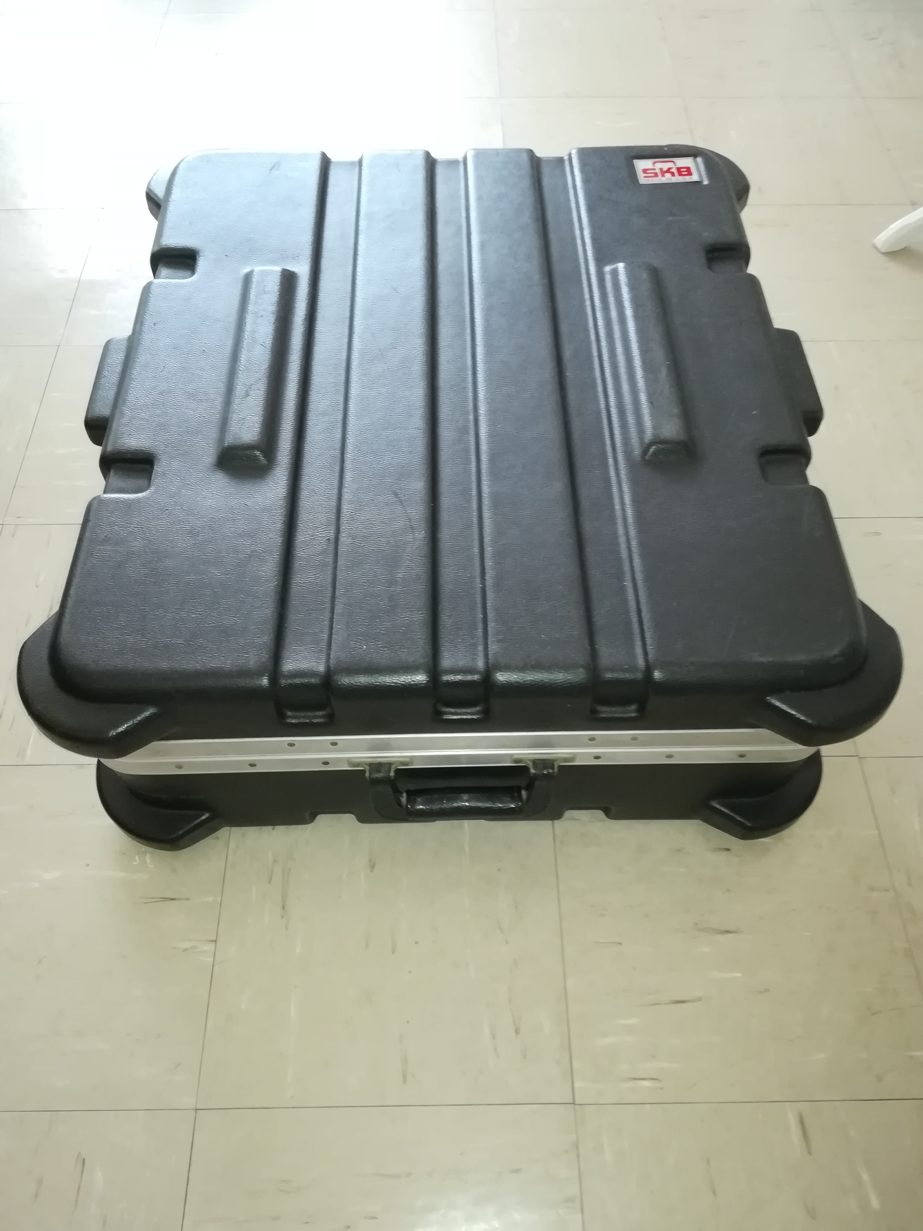 Flight Case 19P12 Mixer 12u - SKB Flight Case 19P12 Mixer 12u ...