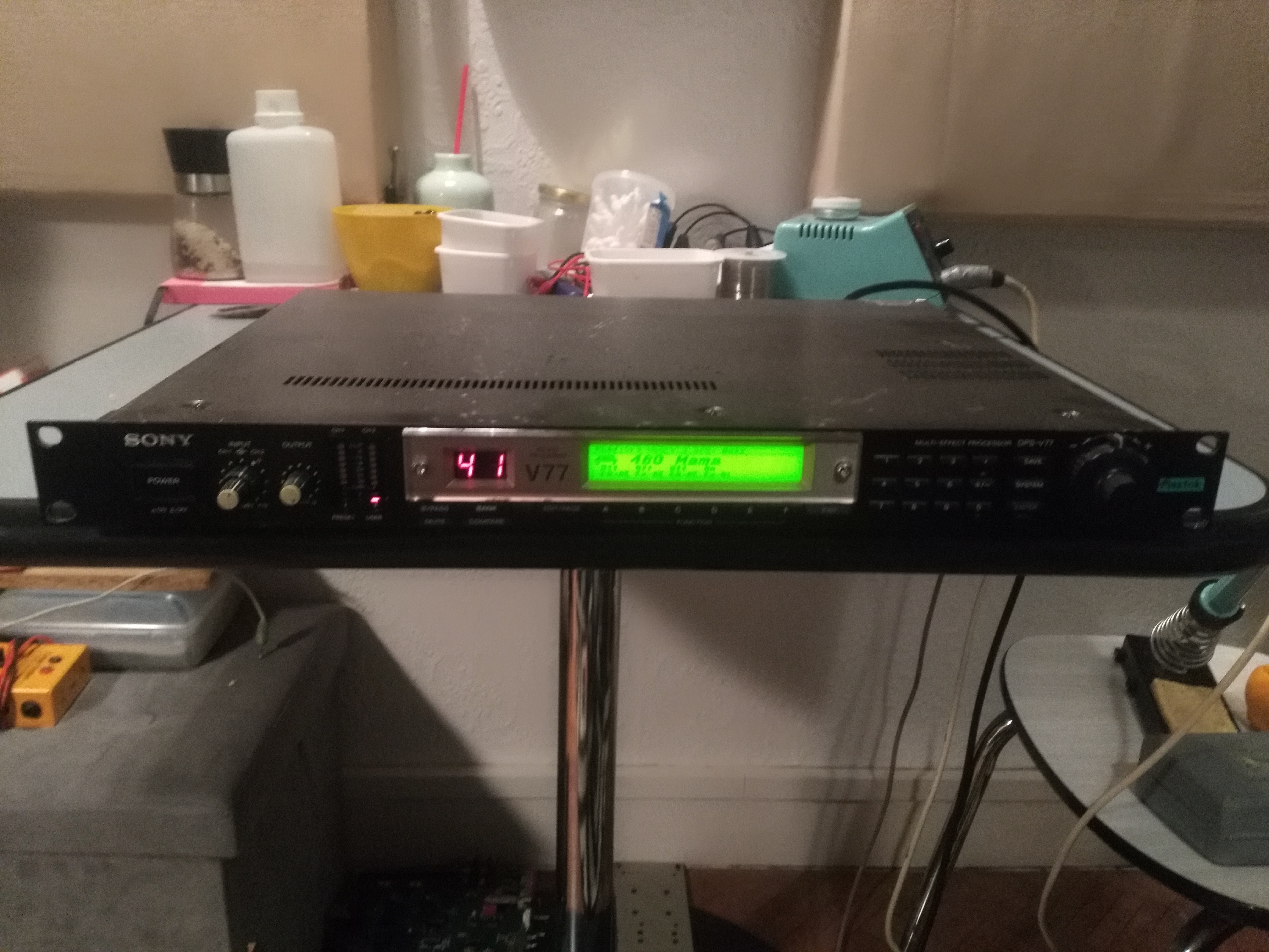 DPS V77 - Sony DPS V77 - Audiofanzine