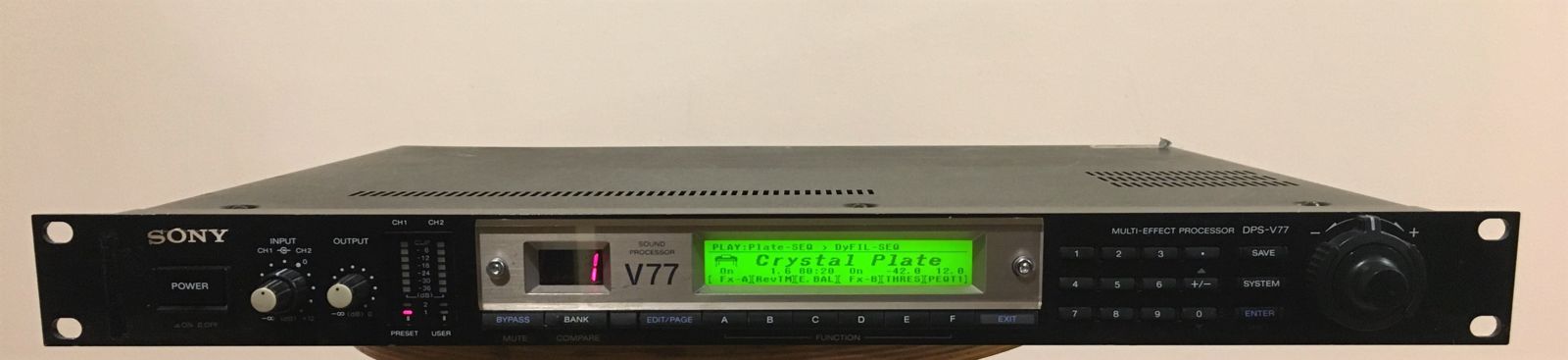 DPS V77 - Sony DPS V77 - Audiofanzine