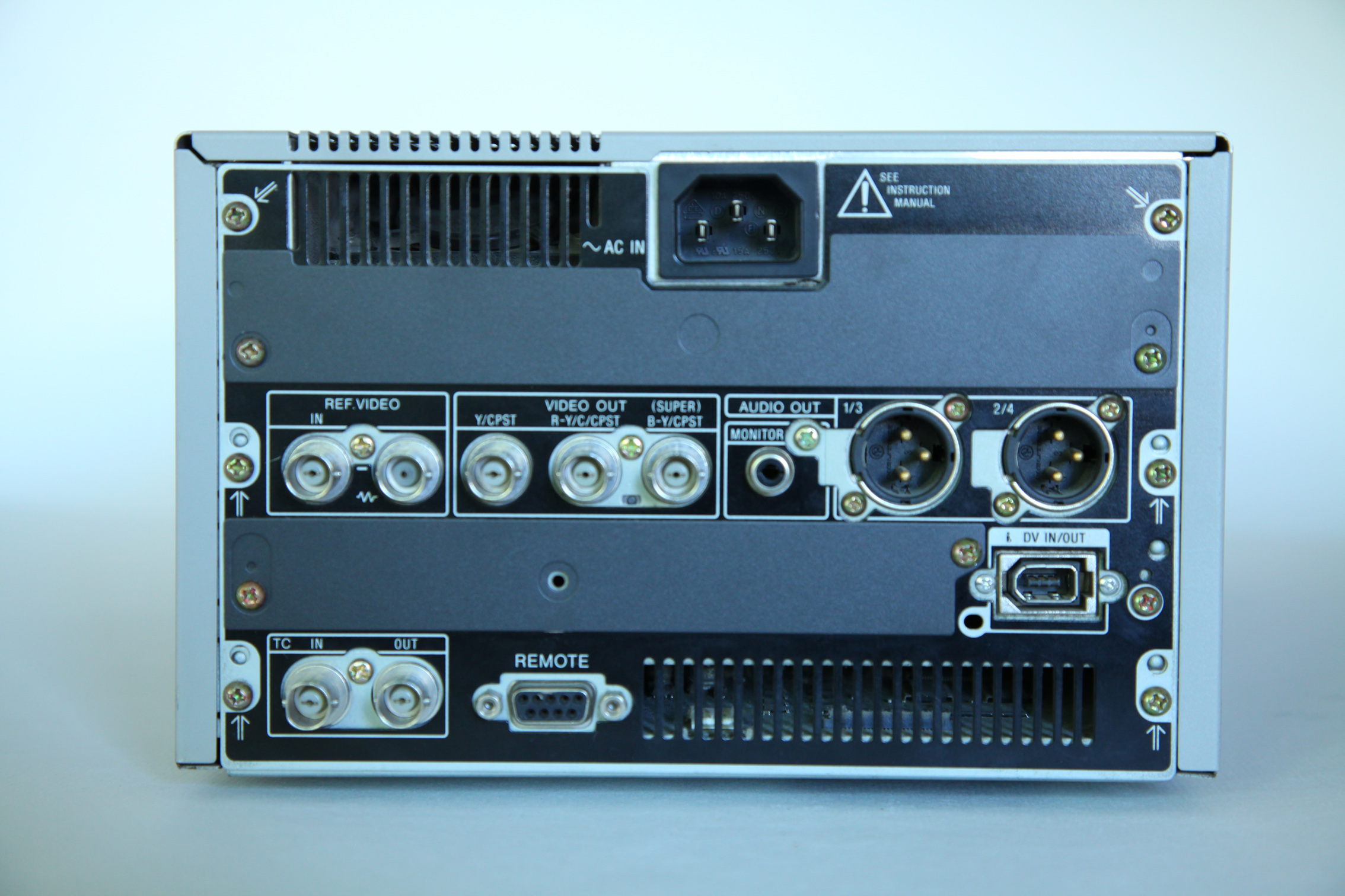 Sony DVCAM DSR 1500P image (#389335) - Audiofanzine