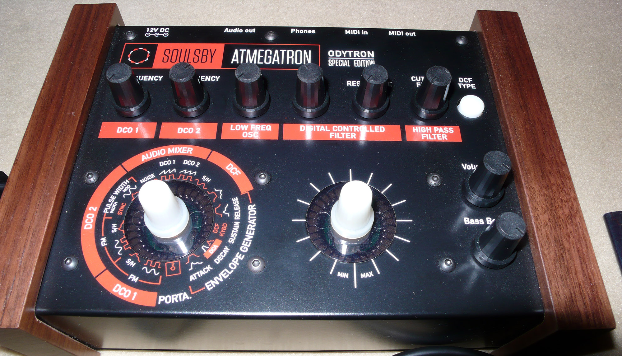 Atmegatron - Soulsby Synthesizers Atmegatron - Audiofanzine
