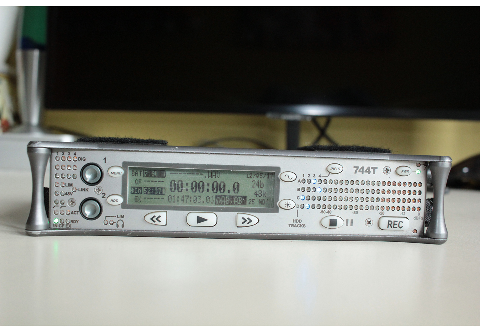 744T - Sound Devices 744T - Audiofanzine