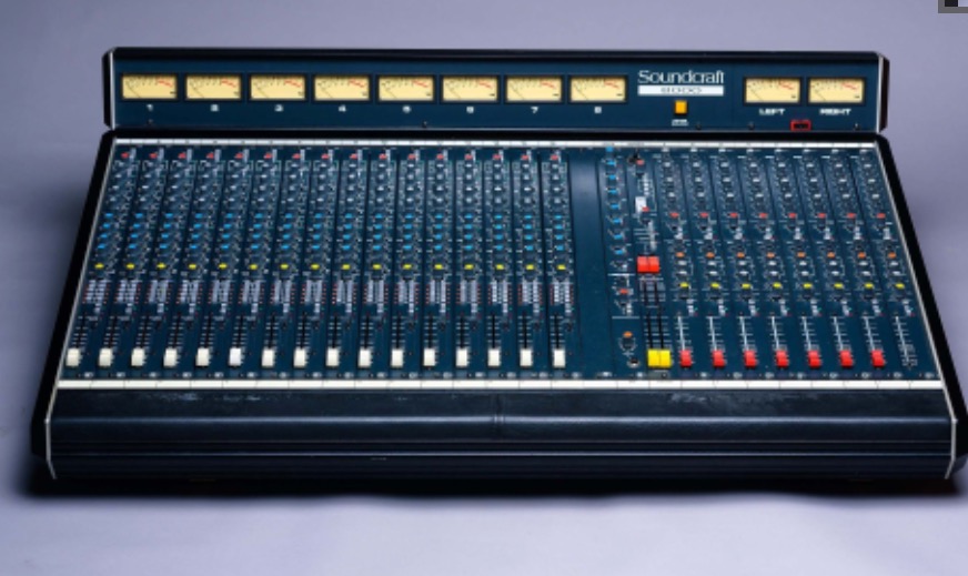 8000 - Soundcraft 8000 - Audiofanzine