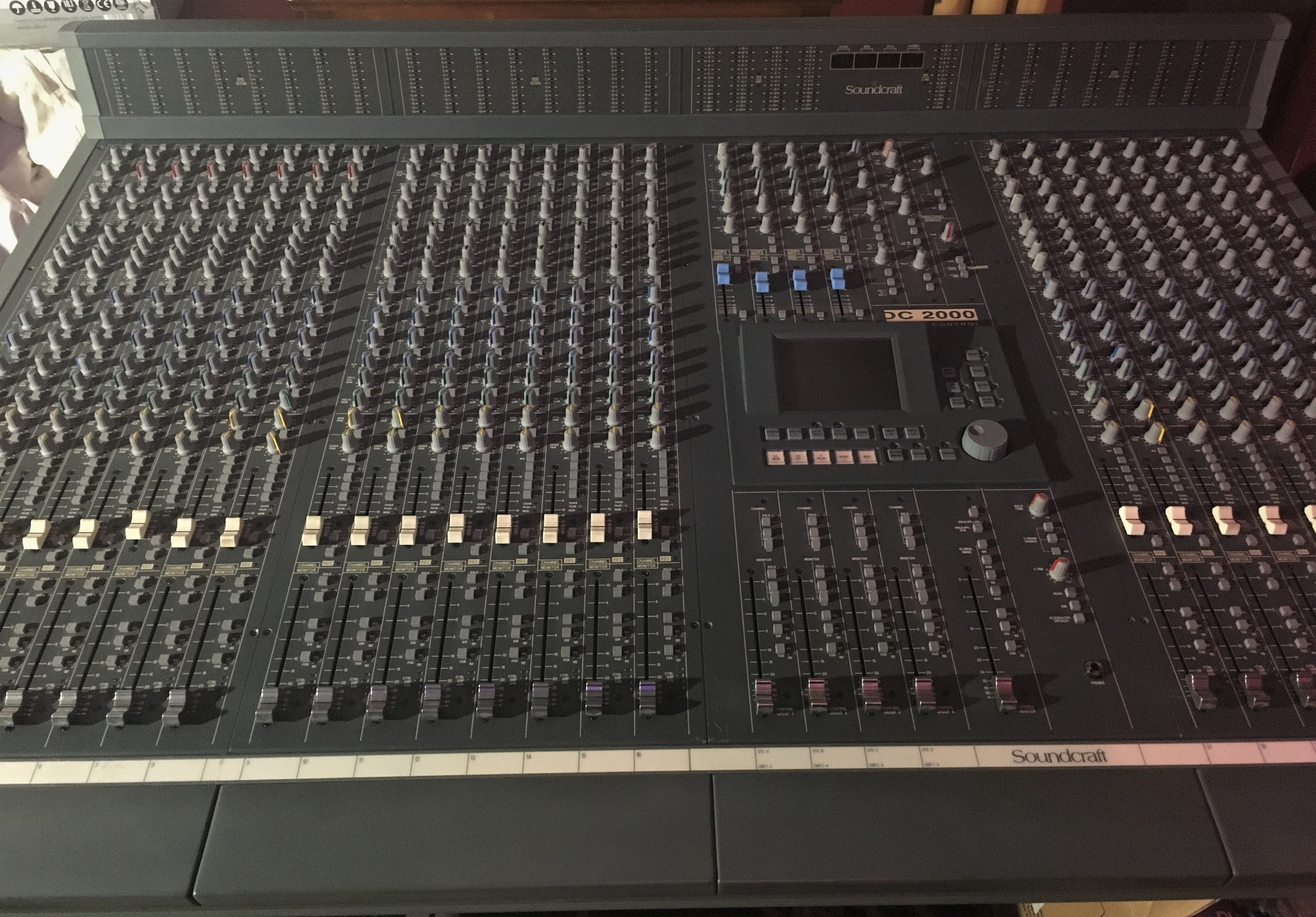 DC2000 - Soundcraft DC2000 - Audiofanzine