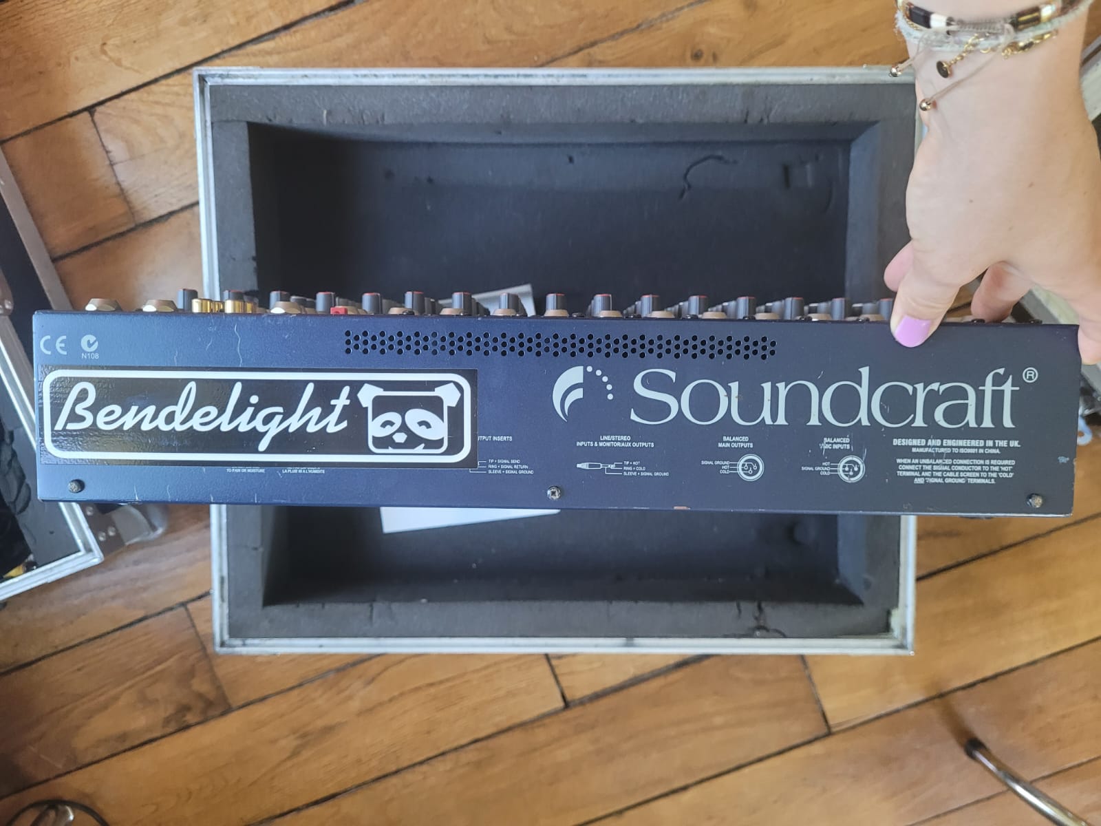 EFX12 - Soundcraft EFX12 - Audiofanzine