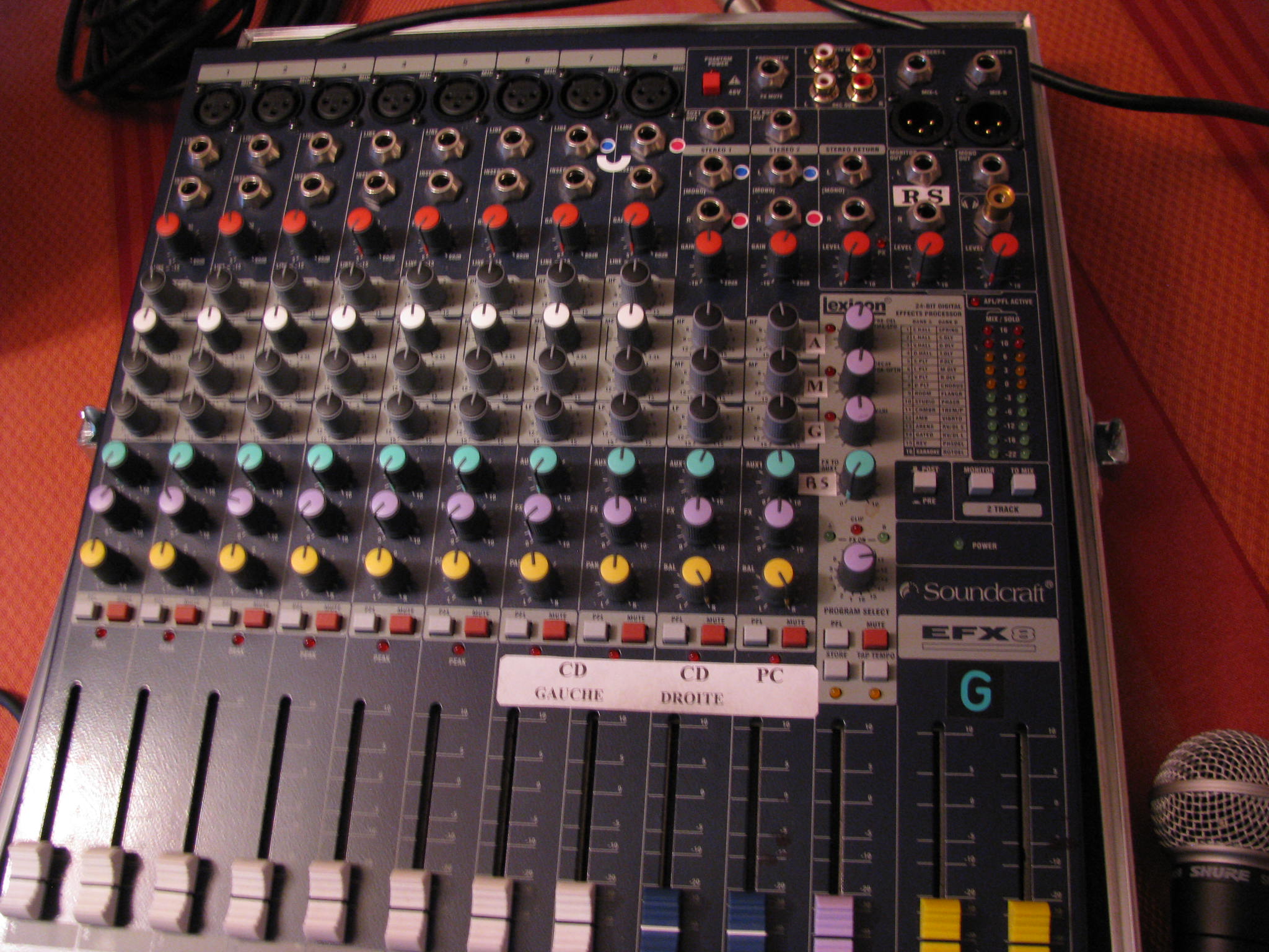 EFX8 - Soundcraft EFX8 - Audiofanzine