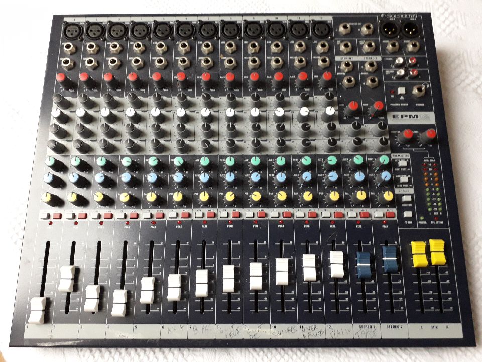 EPM12 - Soundcraft EPM12 - Audiofanzine